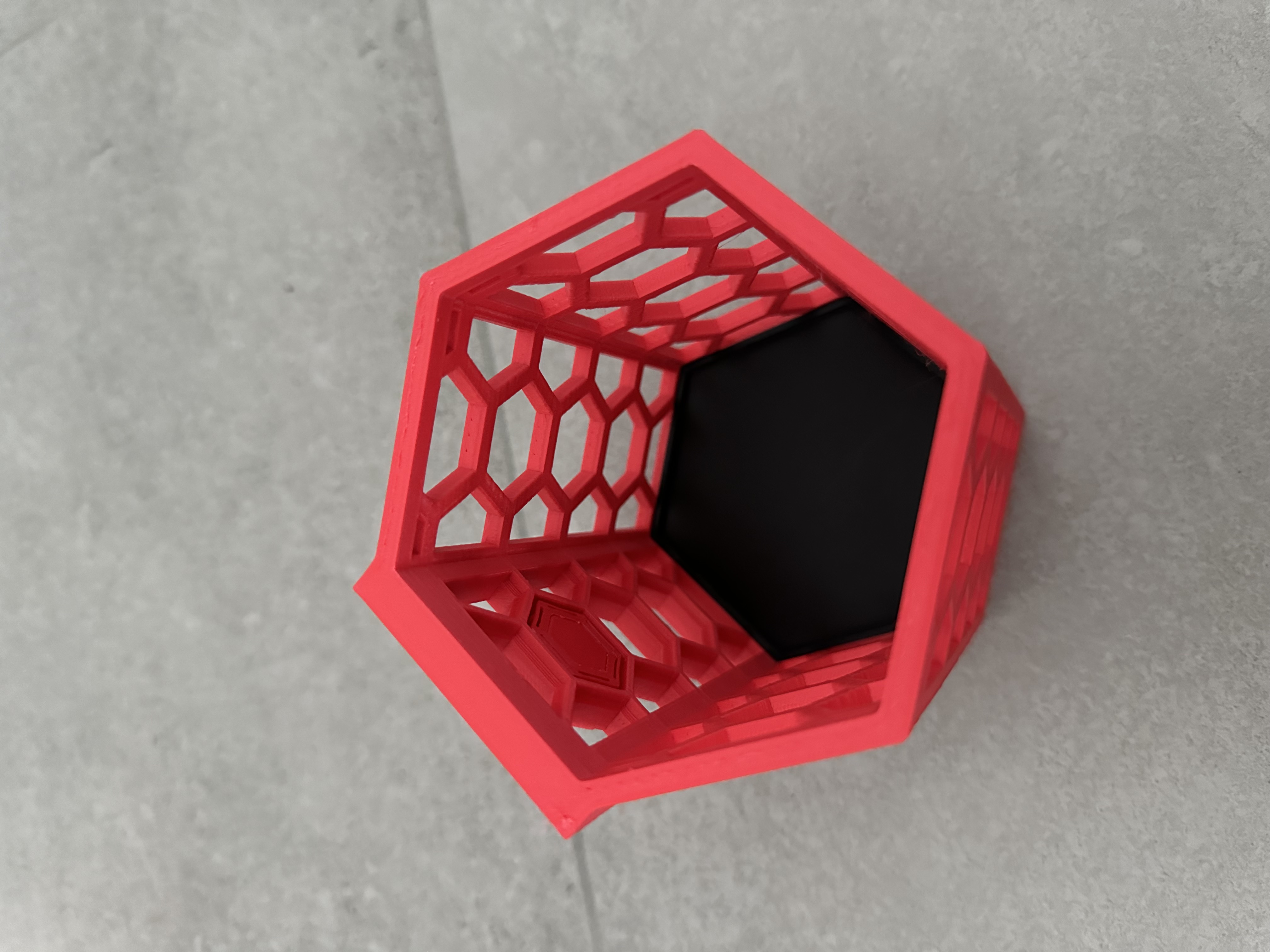 Plate Inserts for Hexagonal Baskets by Chrosta | Download free STL model | Printables.com