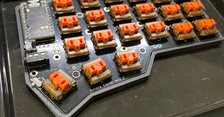 CRKBD very low profile case by louckousse | Download free STL model ...