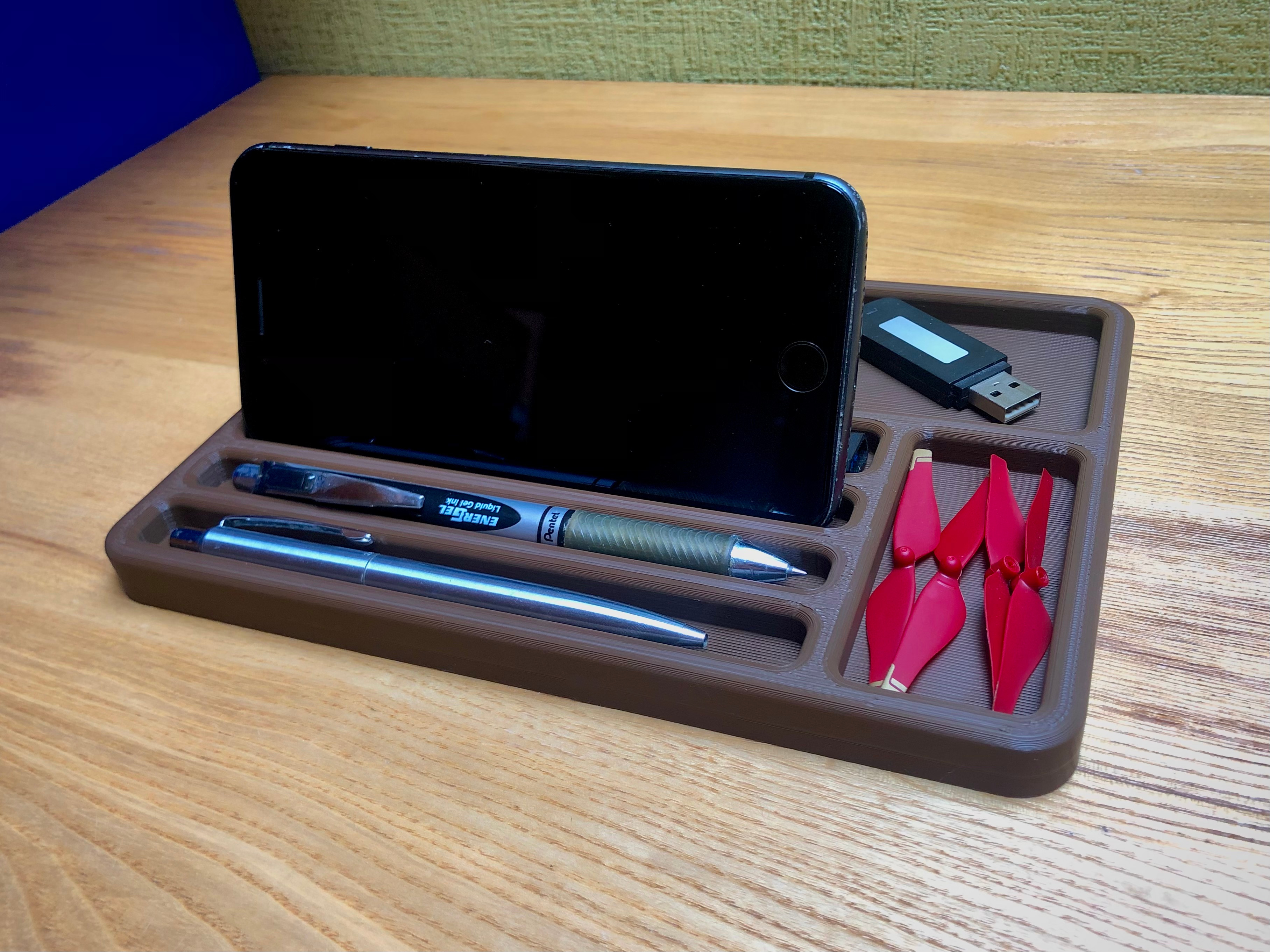 Sleek Desk Organizer by kosteklvp | Download free STL model ...