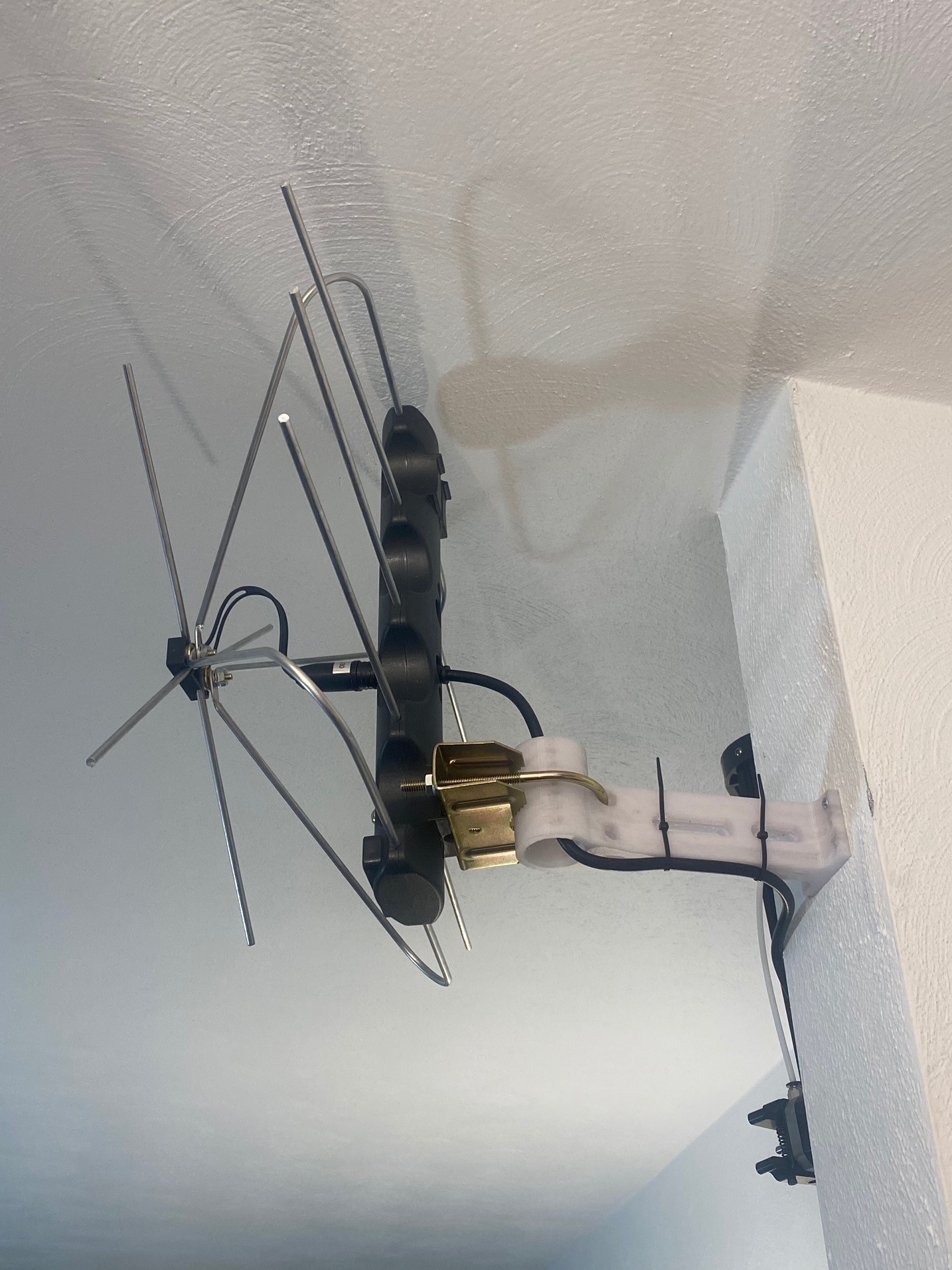 Antenna wall mount and outdoor mast wall mount by Tom Anderson (The ...
