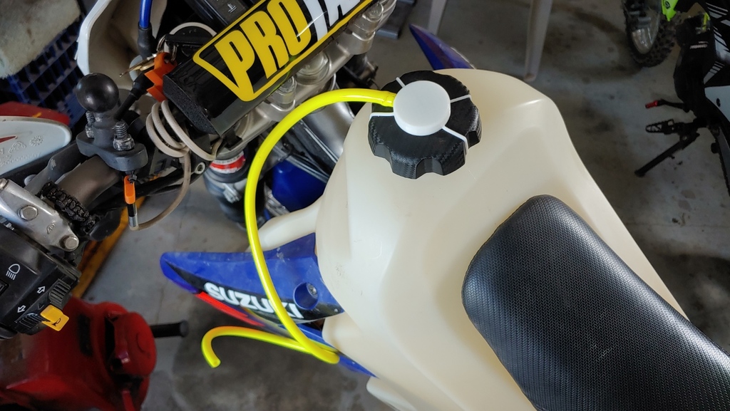 Acerbis Tank vent cover by olendorf | Download free STL model ...
