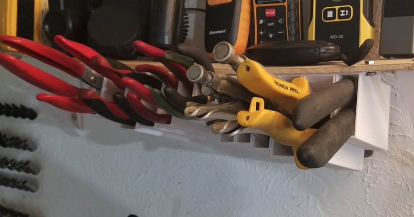 OpenSCAD Parametric Hand Tool Organizer by CuriousTech | Download free ...