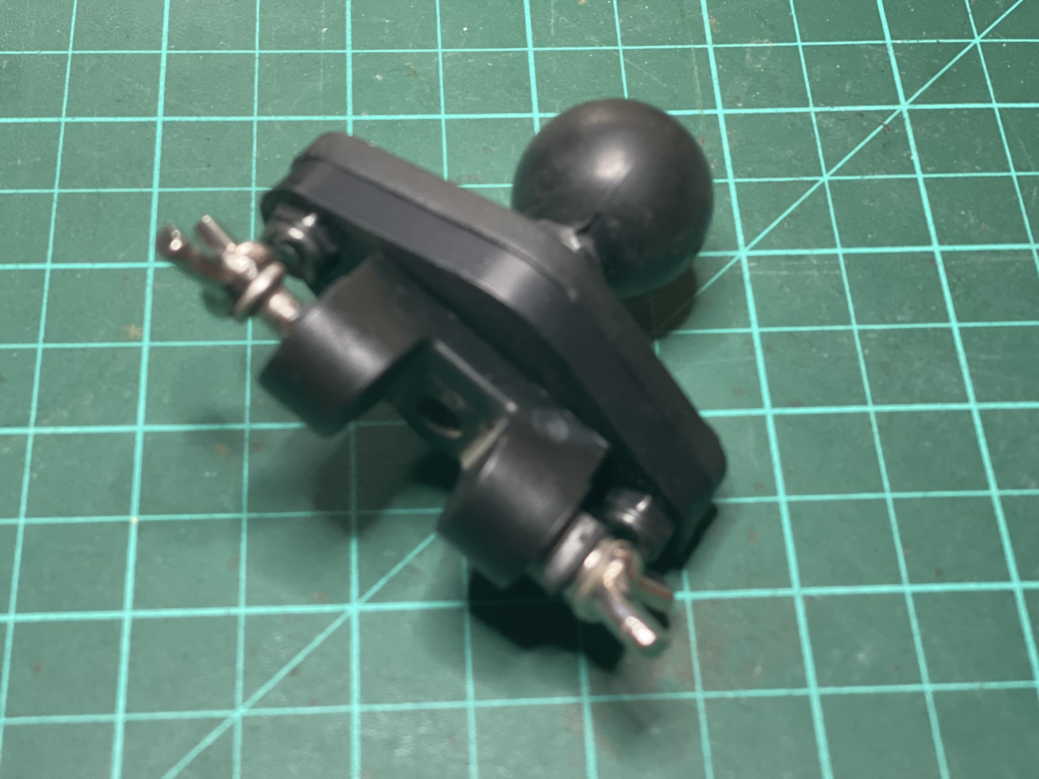Evotech Quad Lock Mount RAM Adapter by Hagay Ben-Tovim | Download free ...