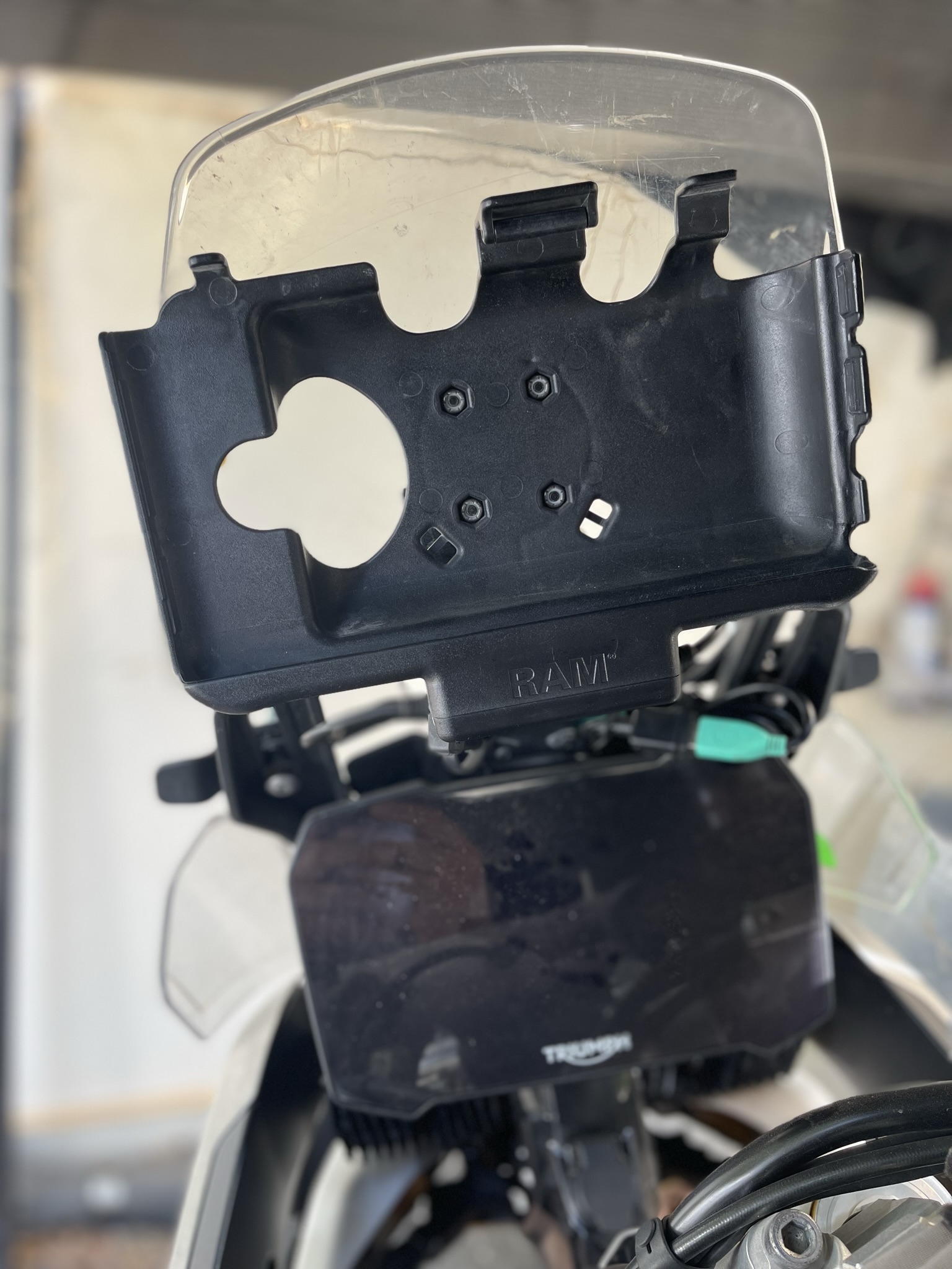 Evotech Quad Lock Mount RAM Adapter by Hagay Ben-Tovim | Download free ...
