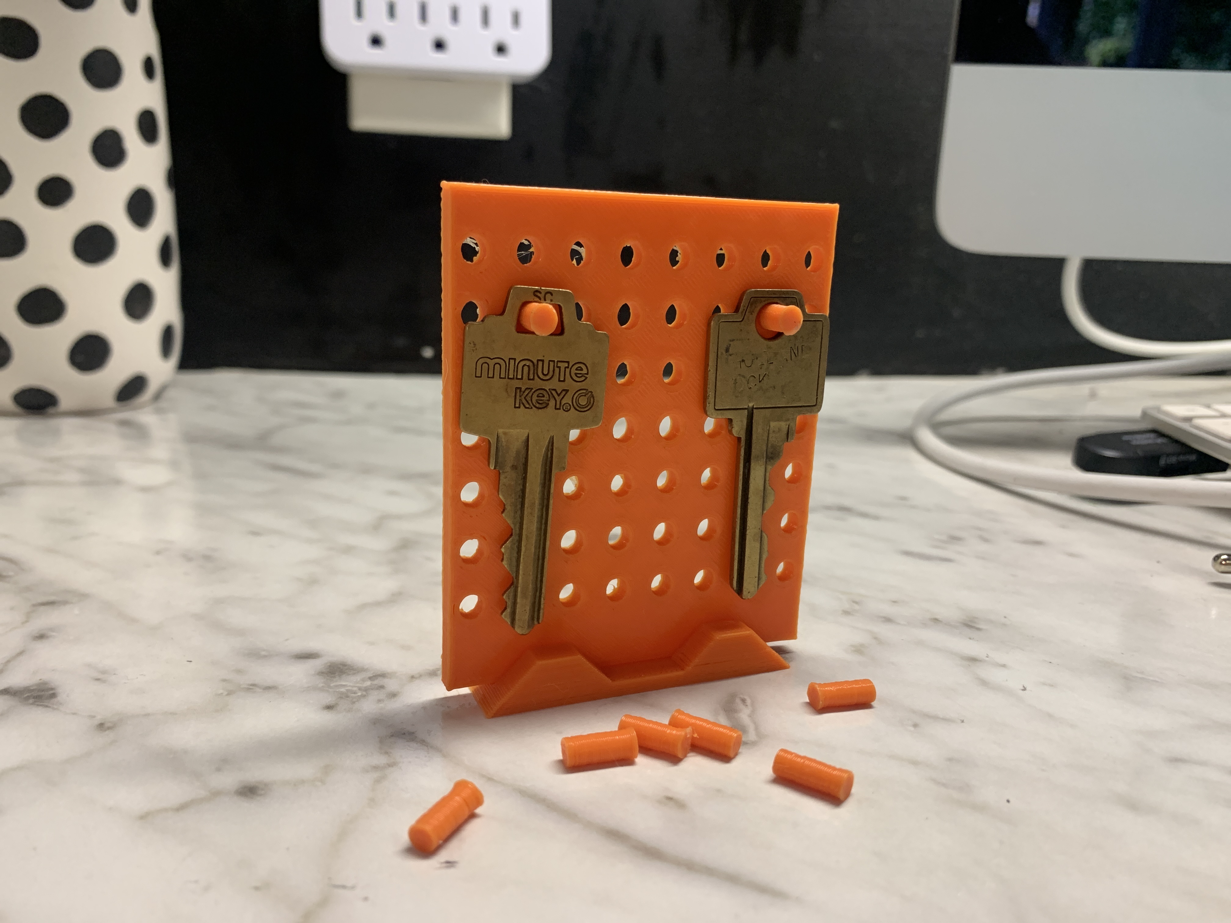 Mini Peg-Board by Mr. Purple | Download free STL model | Printables.com