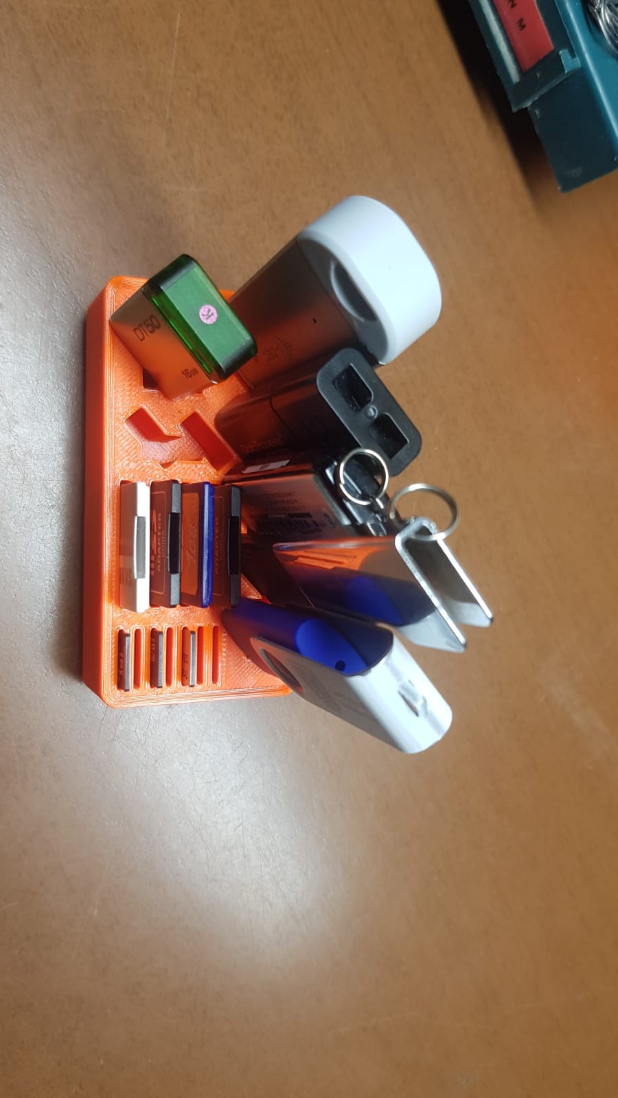 Gridfinity SD Card, MicroSD Card, and USB Stick Holder. Now also with ...