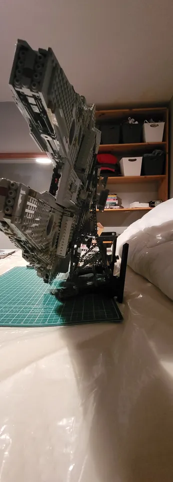 LEGO Star Wars 75192 UCS Millennium Falcon Vertical Stand Wall Mount by ...