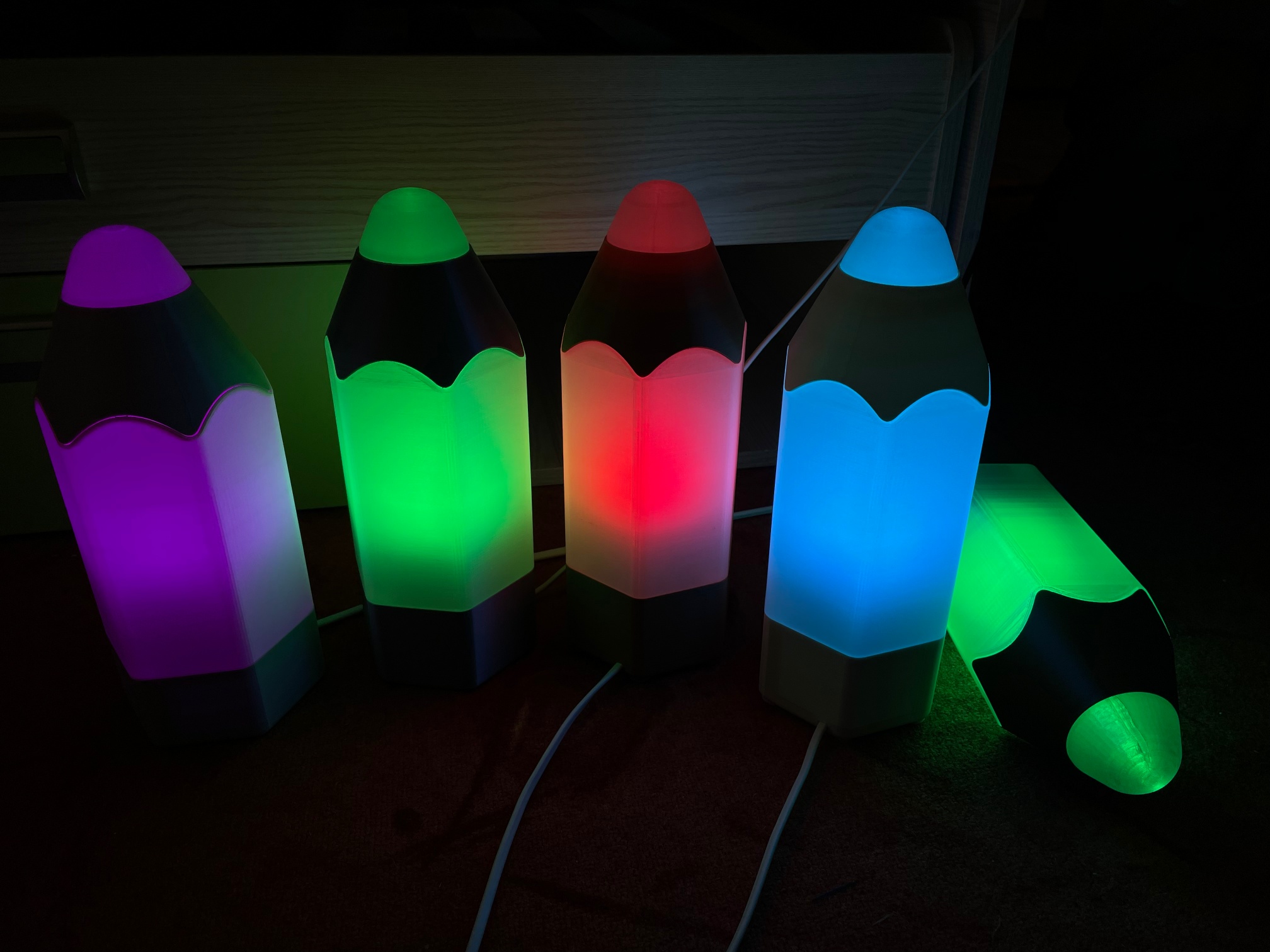 Colorful pencil lamp by RostaP | Download free STL model | Printables.com