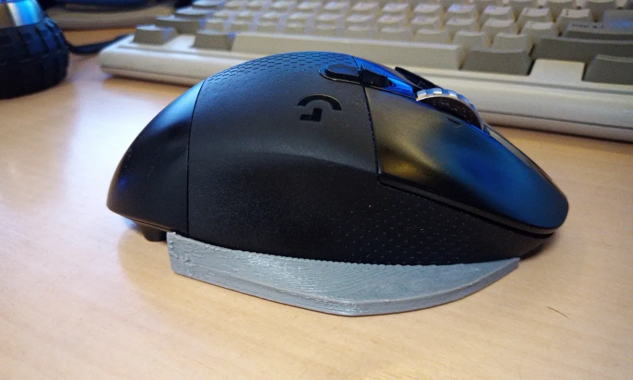 Logitech G604 Pinkie Rest by giraffe_beer | Download free STL model ...