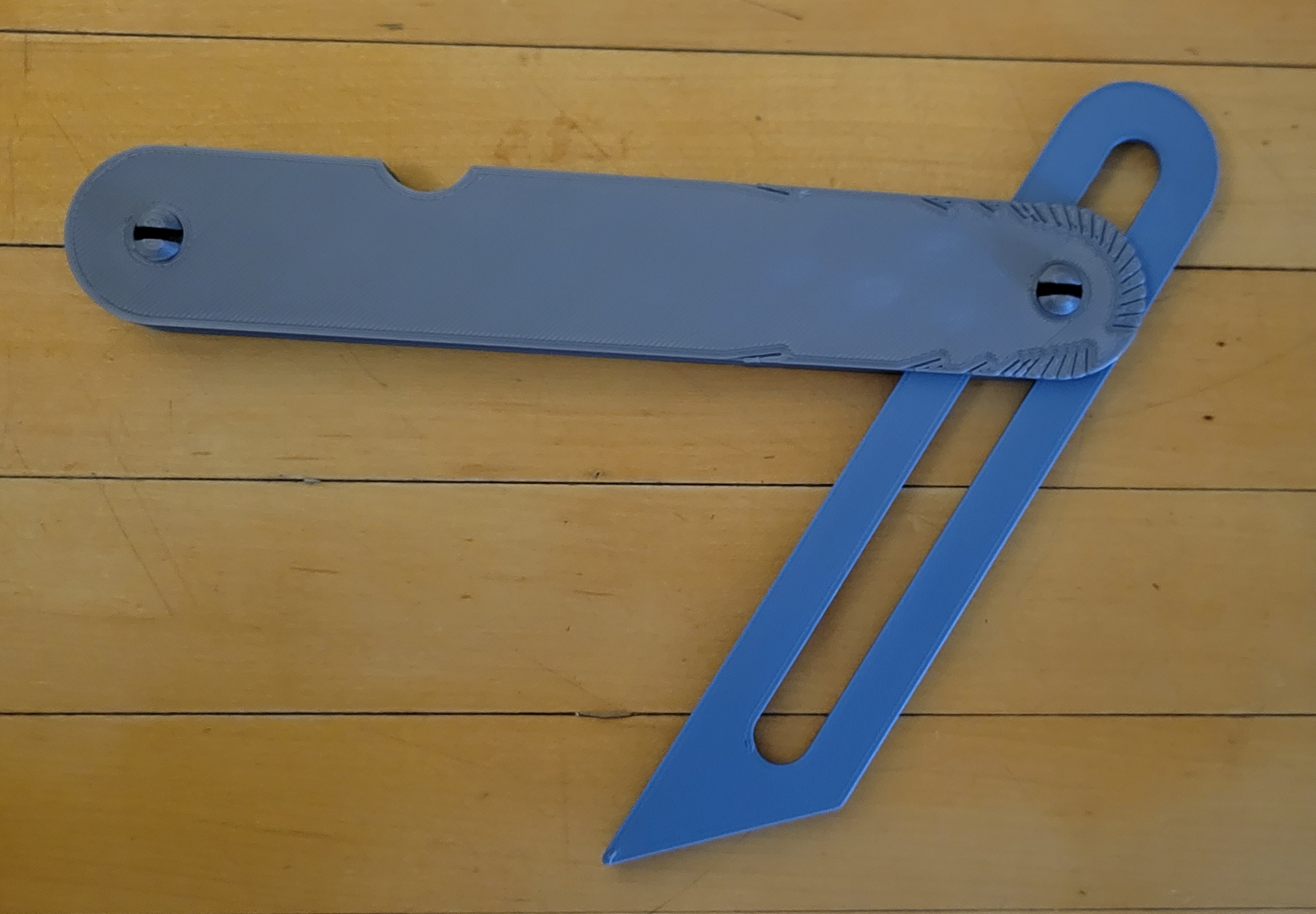 Angle Finder by CrispyDX | Download free STL model | Printables.com