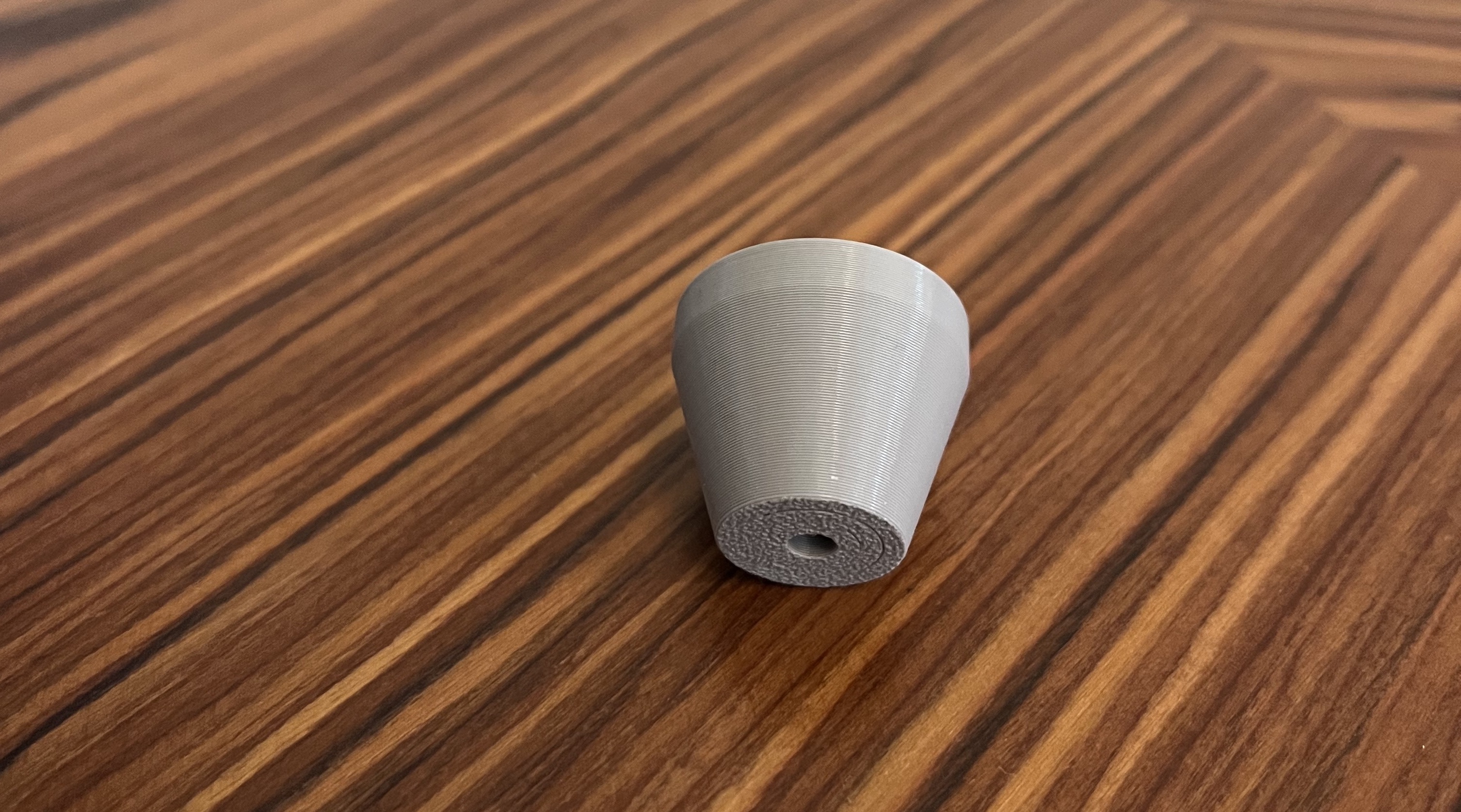 Q Acoustics Bookshelf Speaker Feet by cyan-printer | Download free STL ...