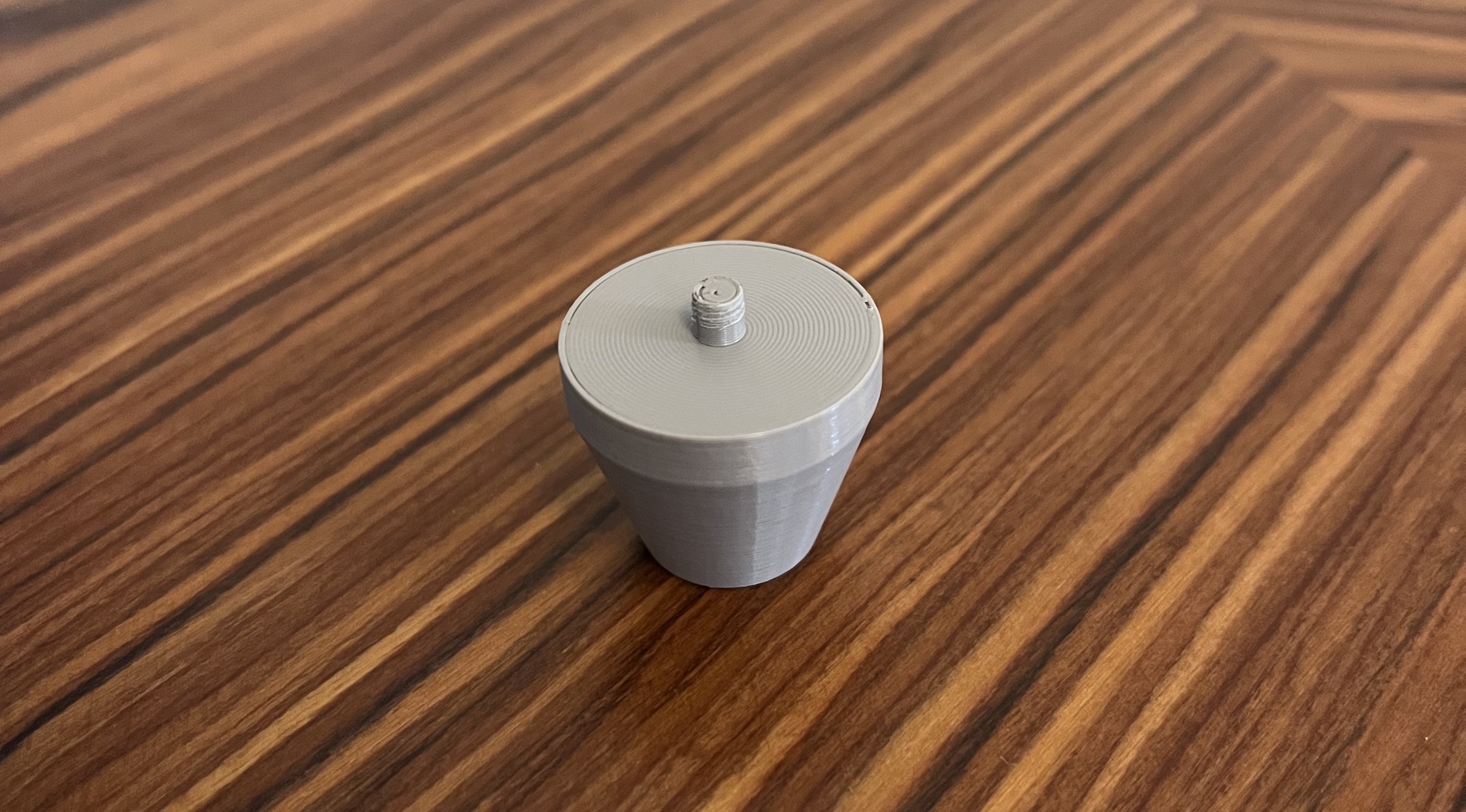 Q Acoustics Bookshelf Speaker Feet by cyan-printer | Download free STL ...