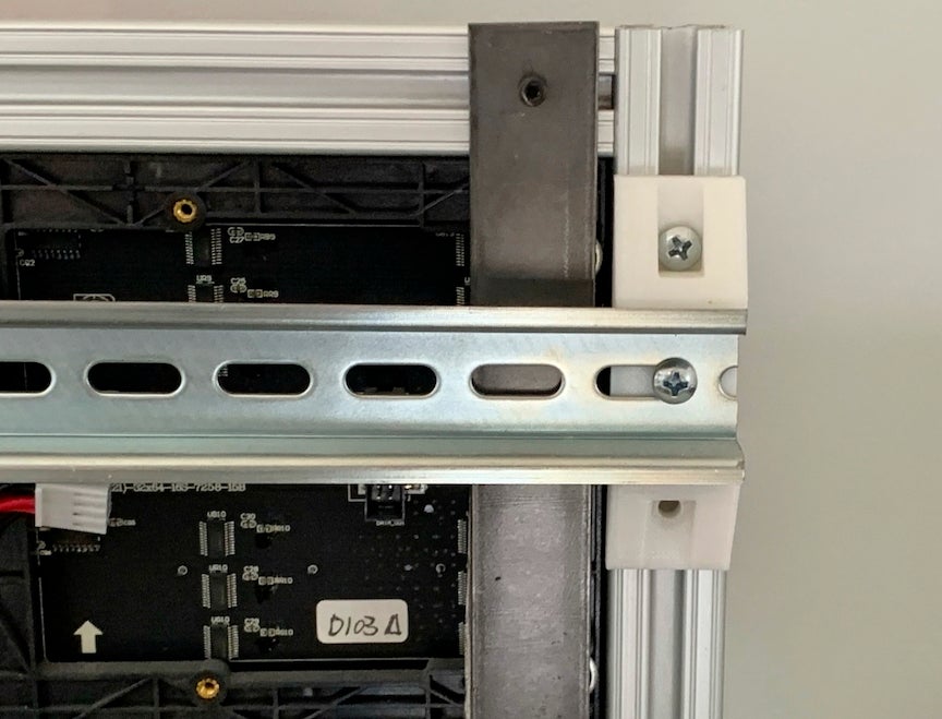 Din Rail bracket for 8020 Series 10 by NotLikeALeafOnTheWind | Download ...