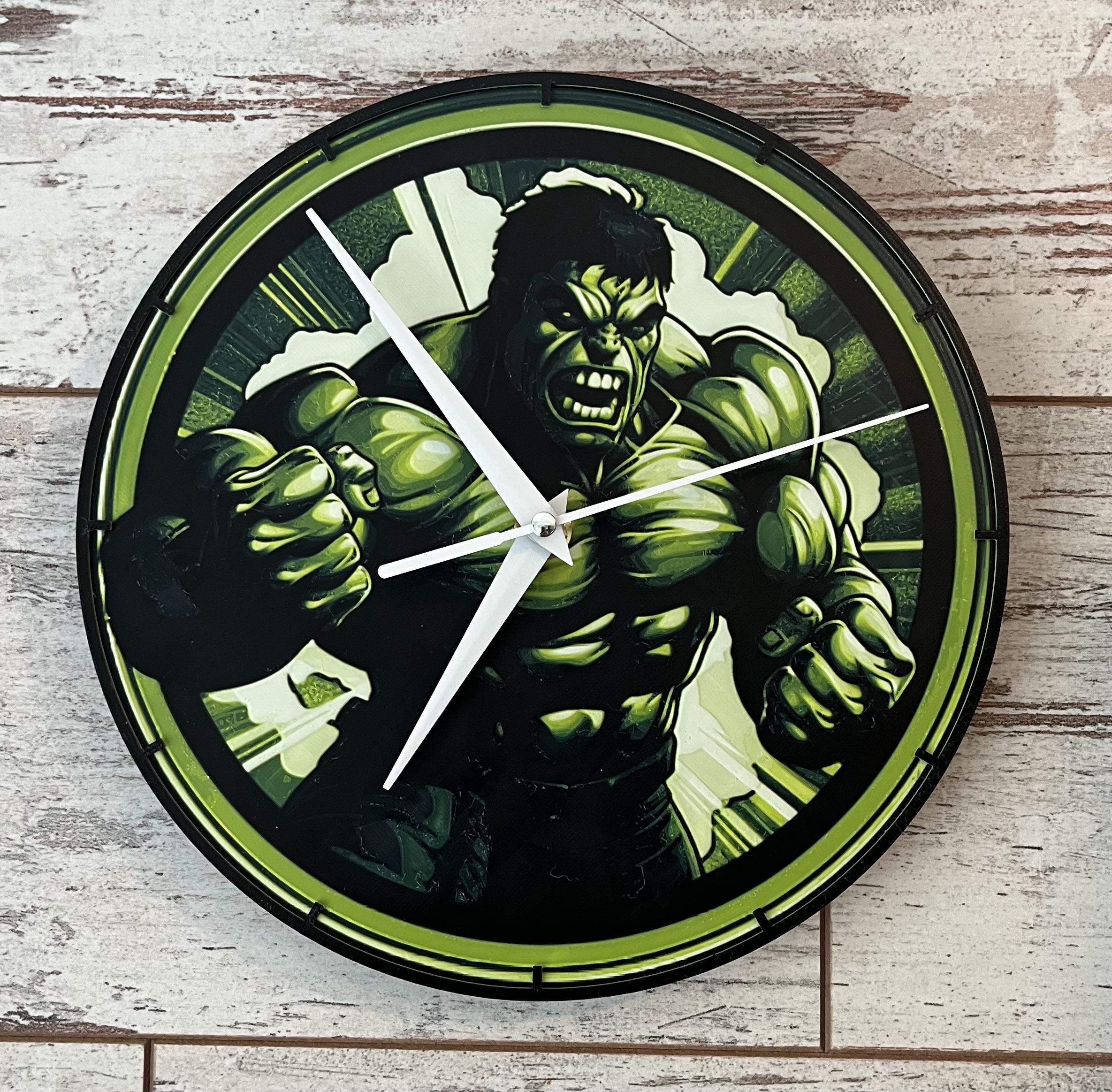 Incredible Hulk Clock (Filament Painting) by Ian Smalley | Download ...