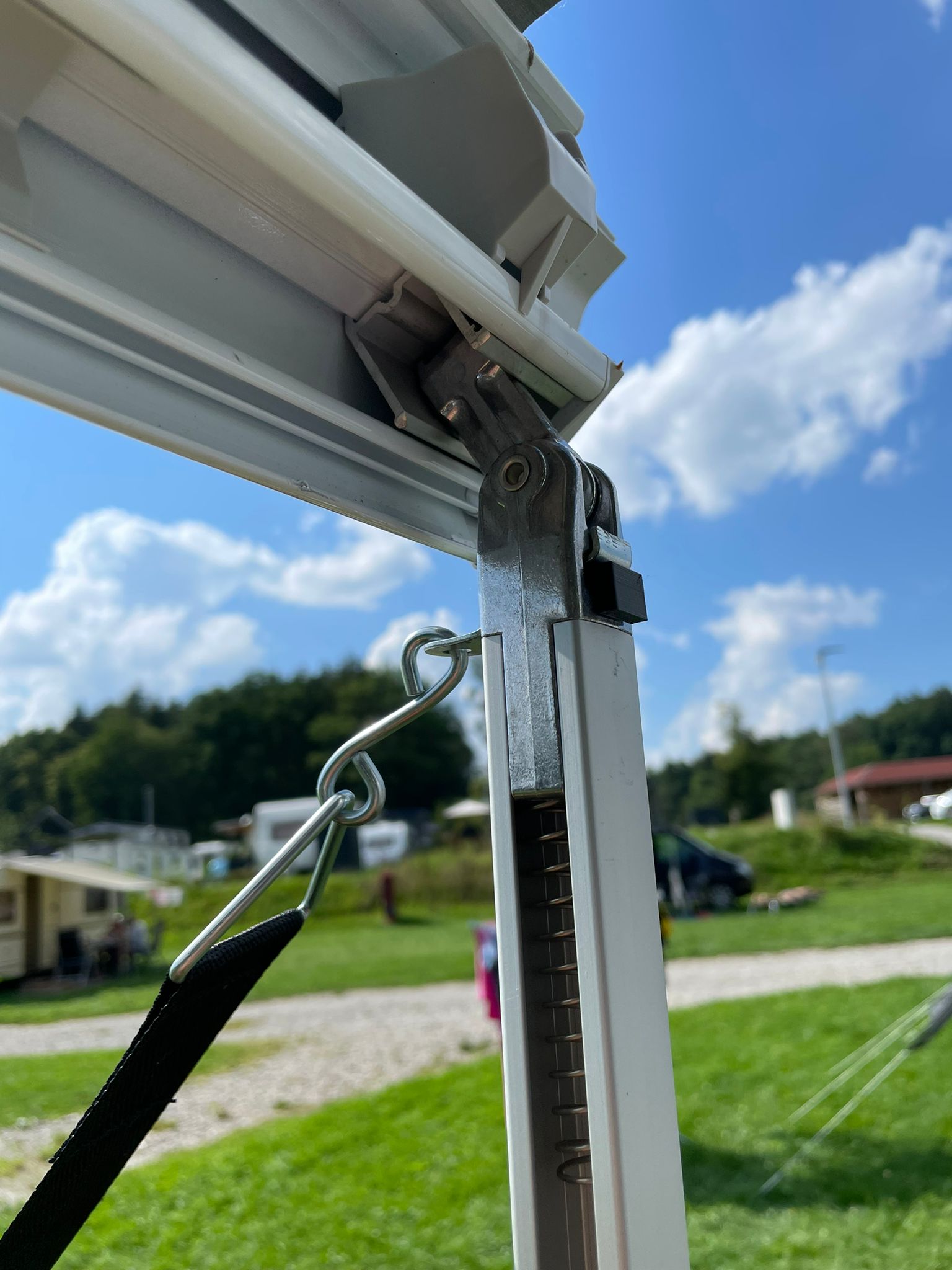 Thule Omnistor Secure Hook for storm Strap by moloro | Download free ...