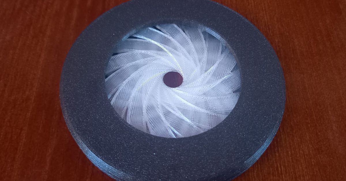 Iris Compass with sturdier leaves by Jonas Pedrotti | Download free STL ...