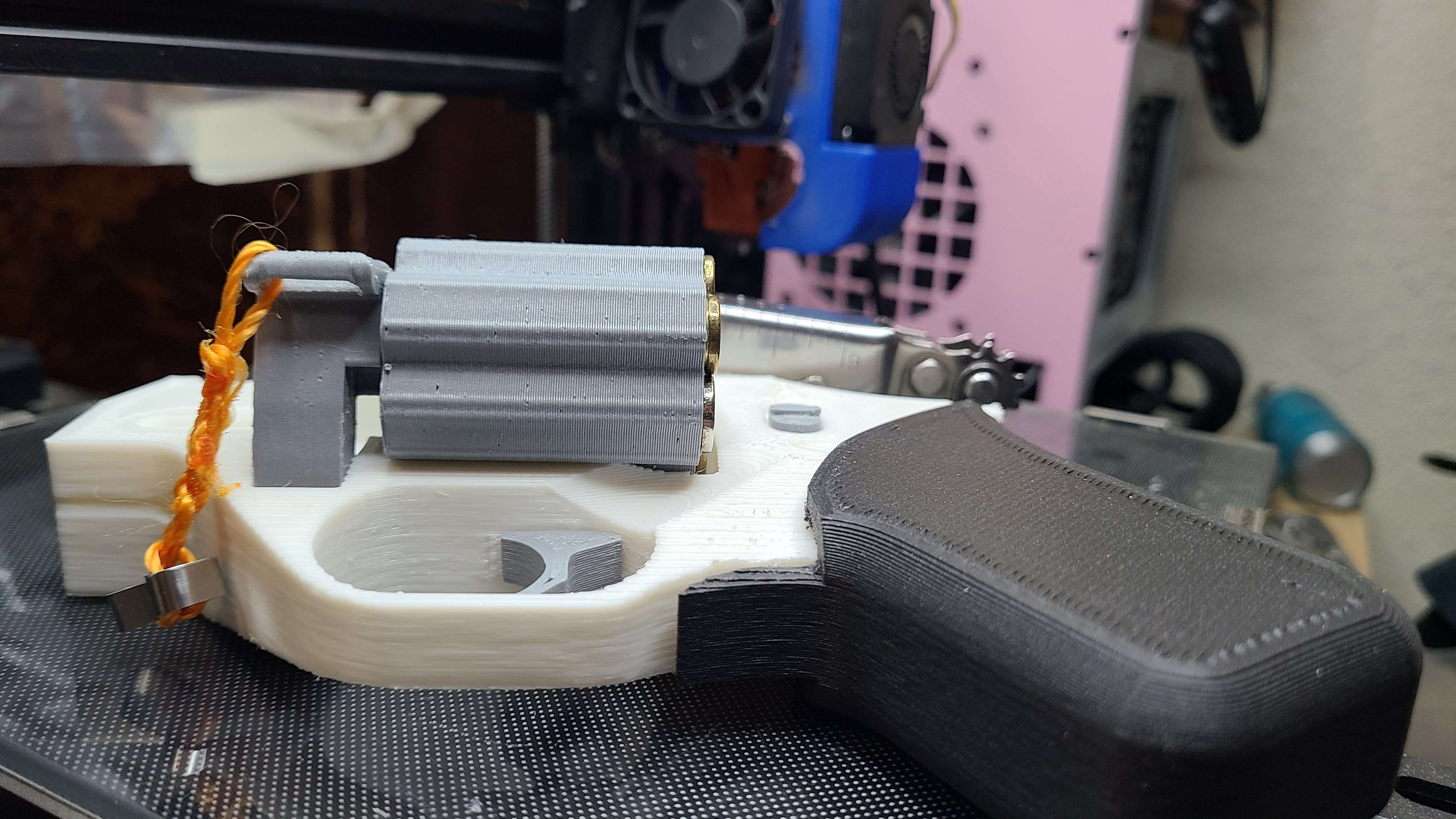 Snub nose revolver prop by ontopathogenic | Download free STL model ...