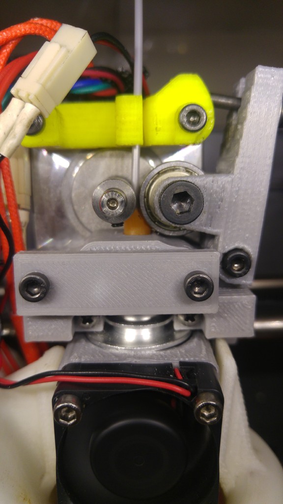 solidoodle extruder e3d clone mk8 hobbed gear by Damon Clark-brown ...