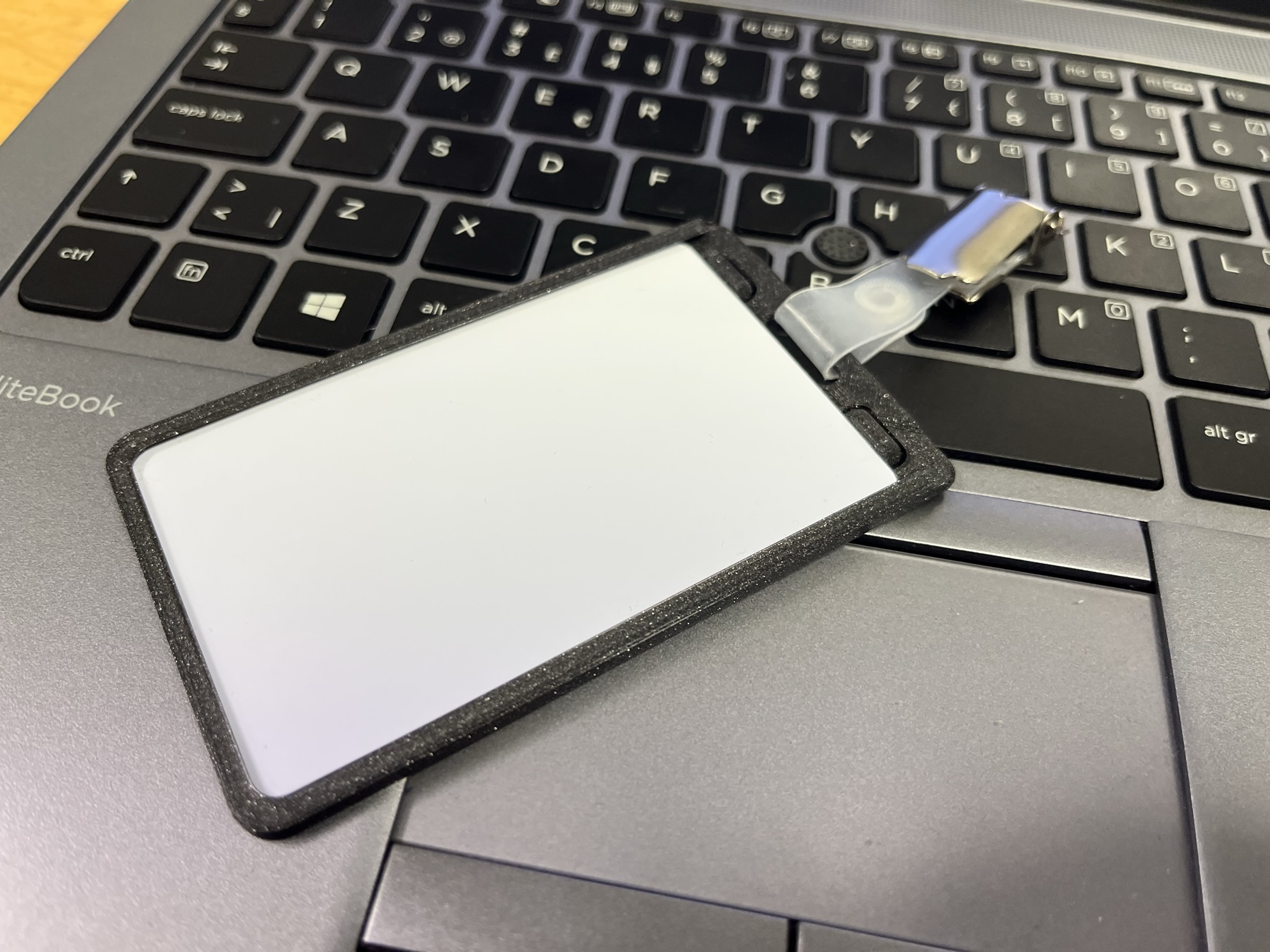 ID card holder by jarza | Download free STL model | Printables.com