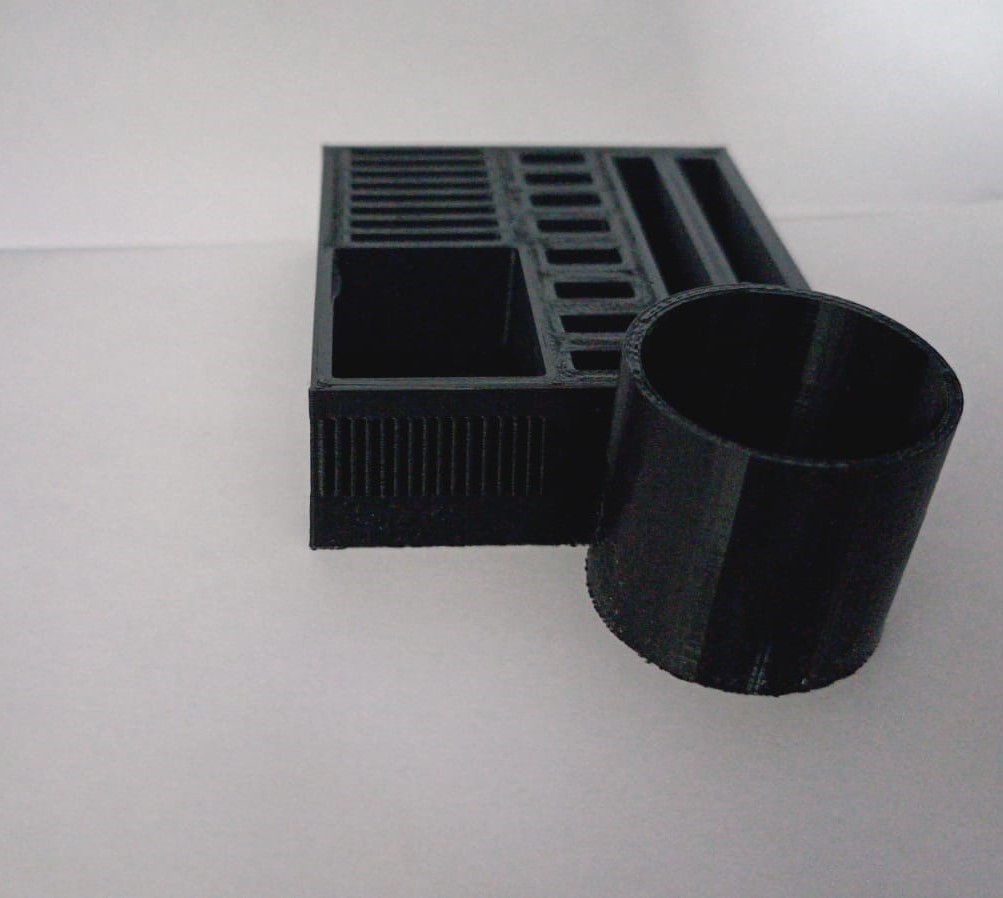 Usb halter by Interceptor1607 | Download free STL model | Printables.com