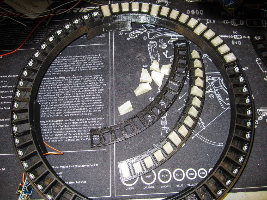 Runde Neopixel Uhr (WS2812B) by elSomero Blanko | Download free STL ...