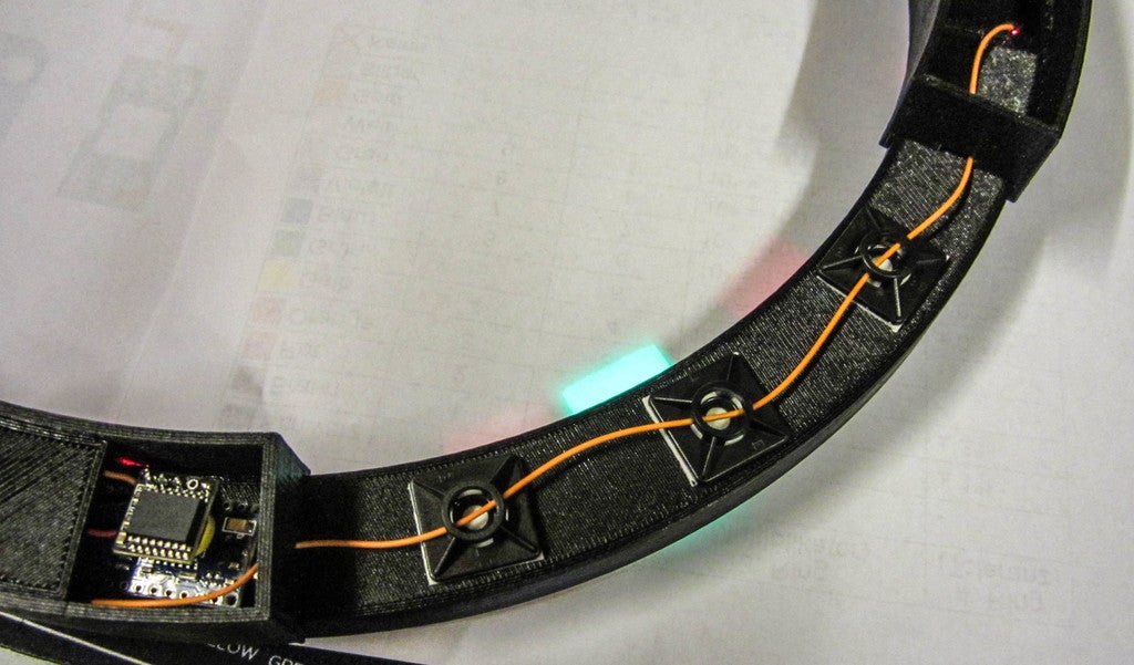 Runde Neopixel Uhr (WS2812B) by elSomero Blanko | Download free STL ...