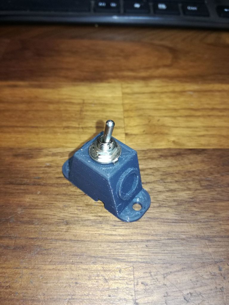 Toggle Switch Box with Terminal Block by Kfiiitek | Download free STL ...