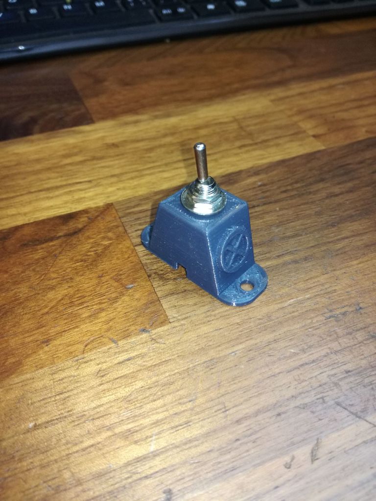 Toggle Switch Box with Terminal Block by Kfiiitek | Download free STL ...