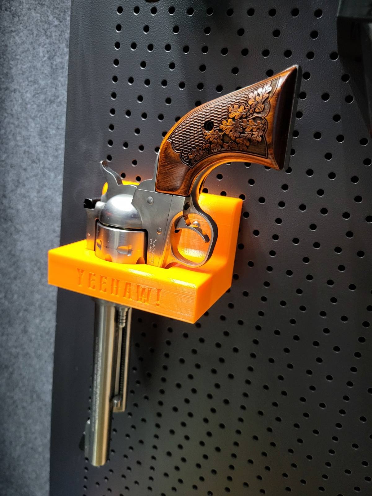 Magnetic revolver hanger/holder by Rumtzays | Download free STL model ...