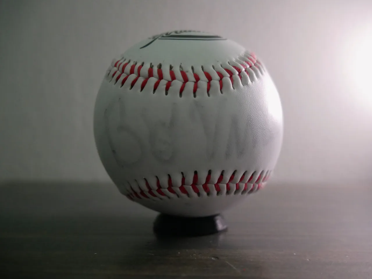 Baseball holder by PenguinNinja | Download free STL model | Printables.com
