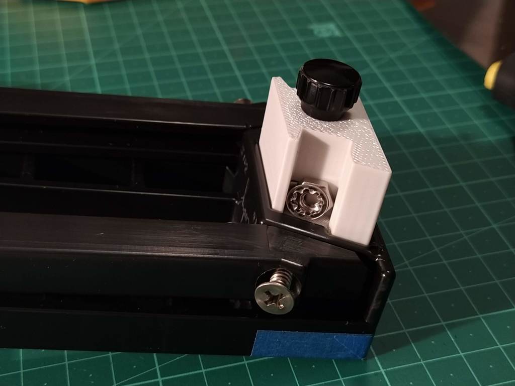 Edge Pro Magnet Accessory - Retractable by Leading Edge | Download free ...
