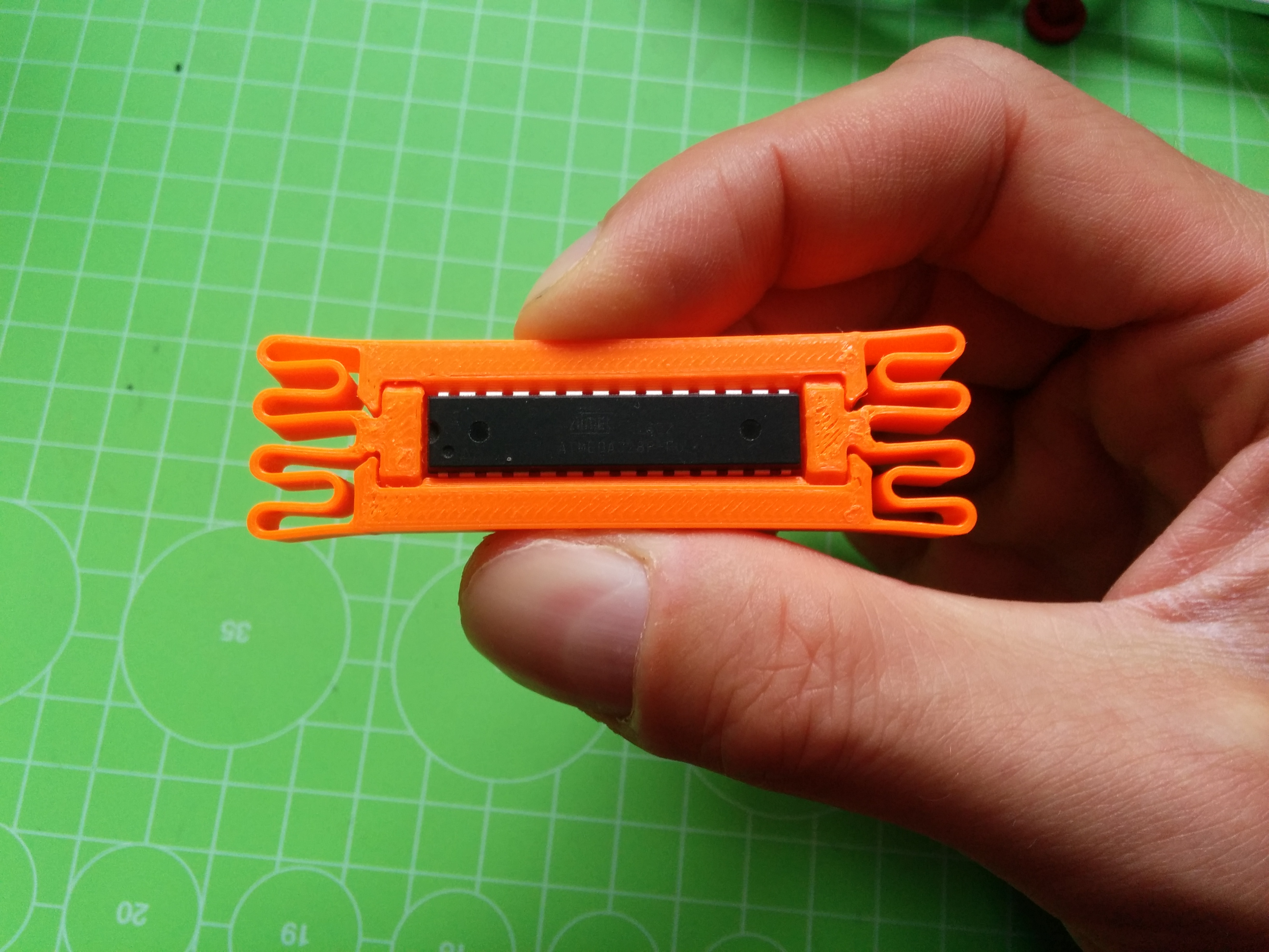 IC DIP lead straightener by Phenex | Download free STL model ...