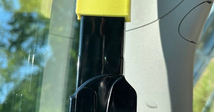 The Original Retractable Sun Shade Dash Designs car shade by NairbF ...