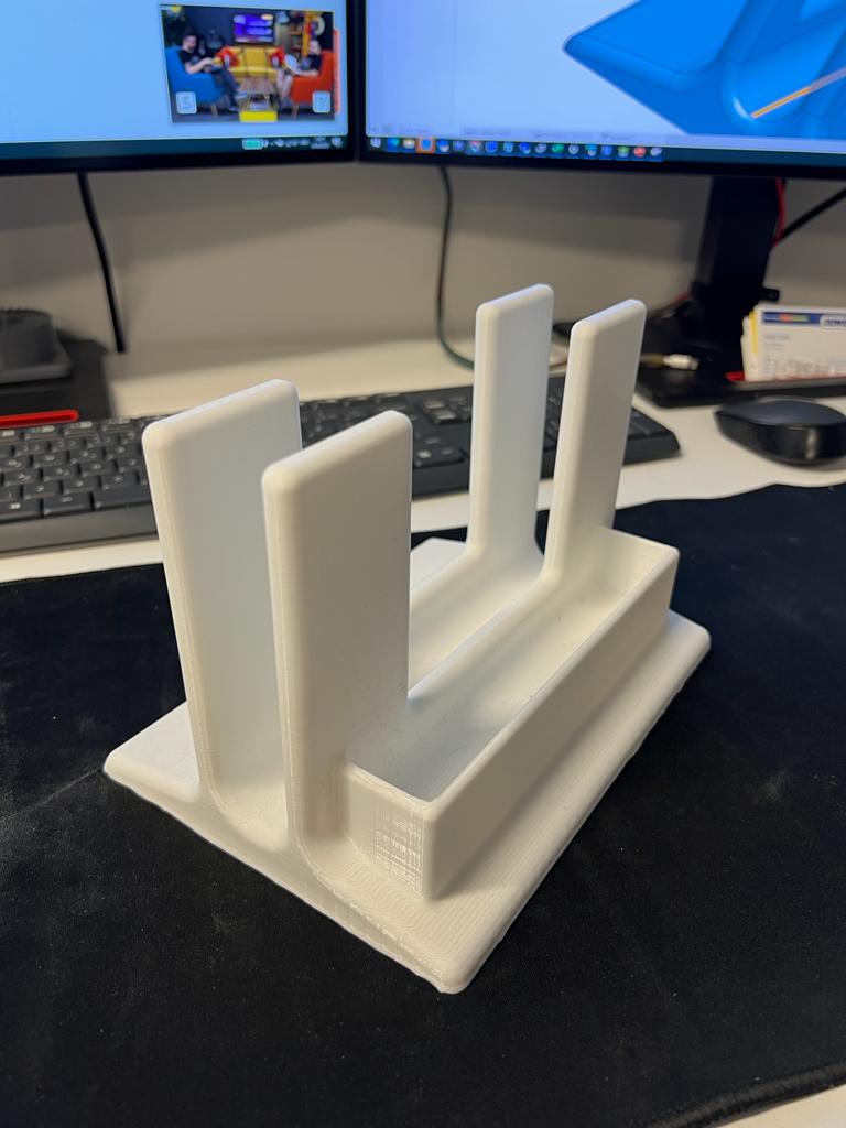 Laptop_Holder by futureprintmakers | Download free STL model ...