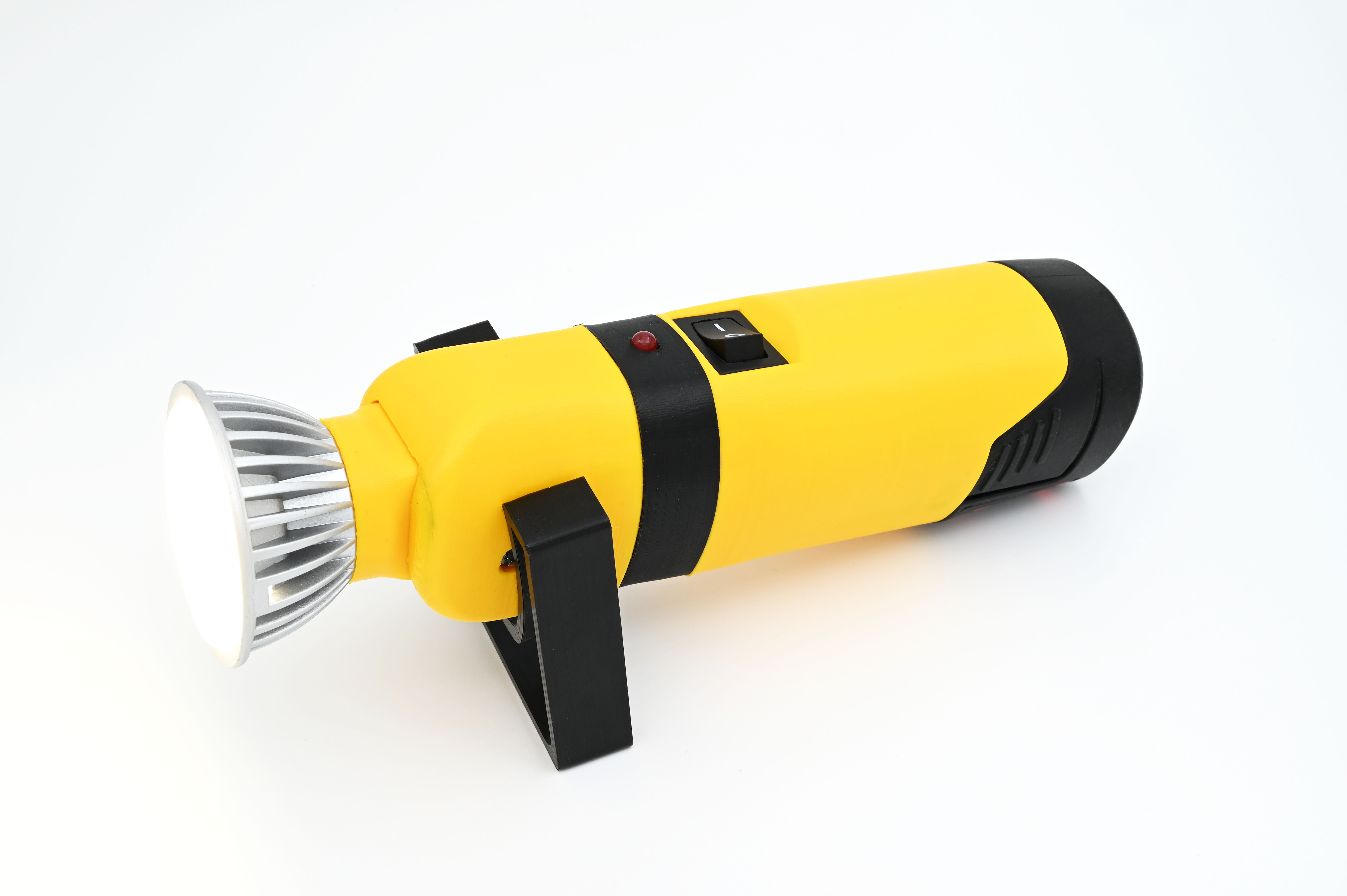 Bosch 12V flashlight with adjustable head and low battery indicator by ...