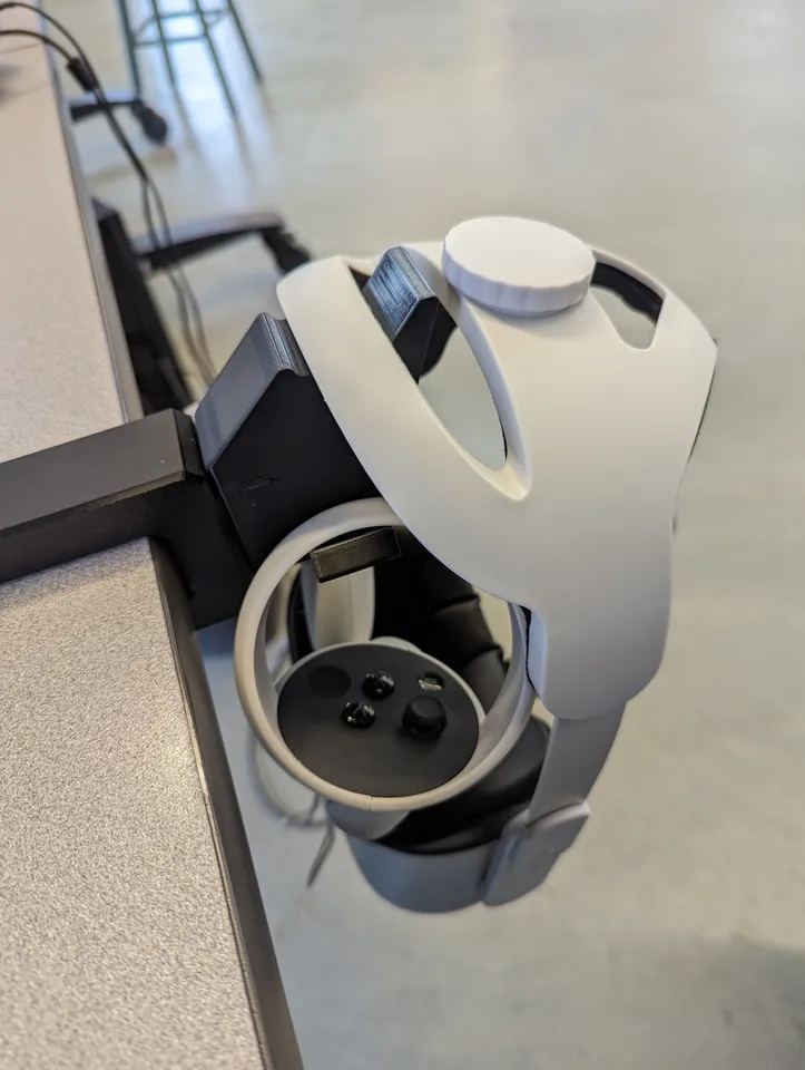 Meta Quest 2 Desk Mount for Modular Desk Clamp by Deta | Download free ...