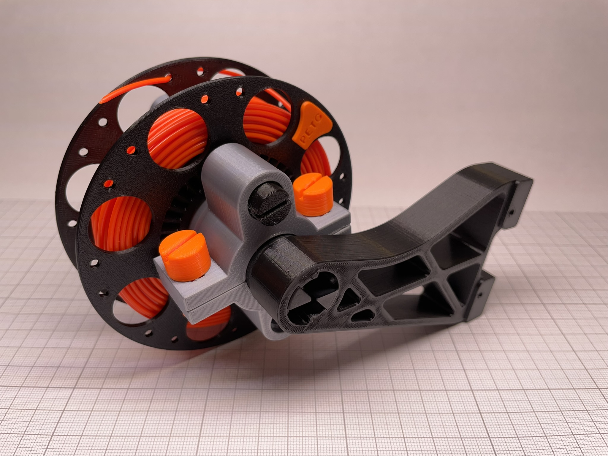 Improved filament feeding system using smaller spools by Heber ...