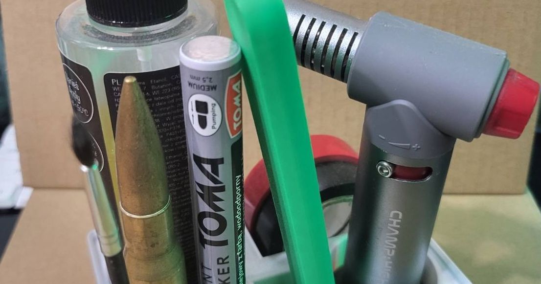 Gridfinity glue/bambu scraper/pen/electric tape holder by Rumtzays ...