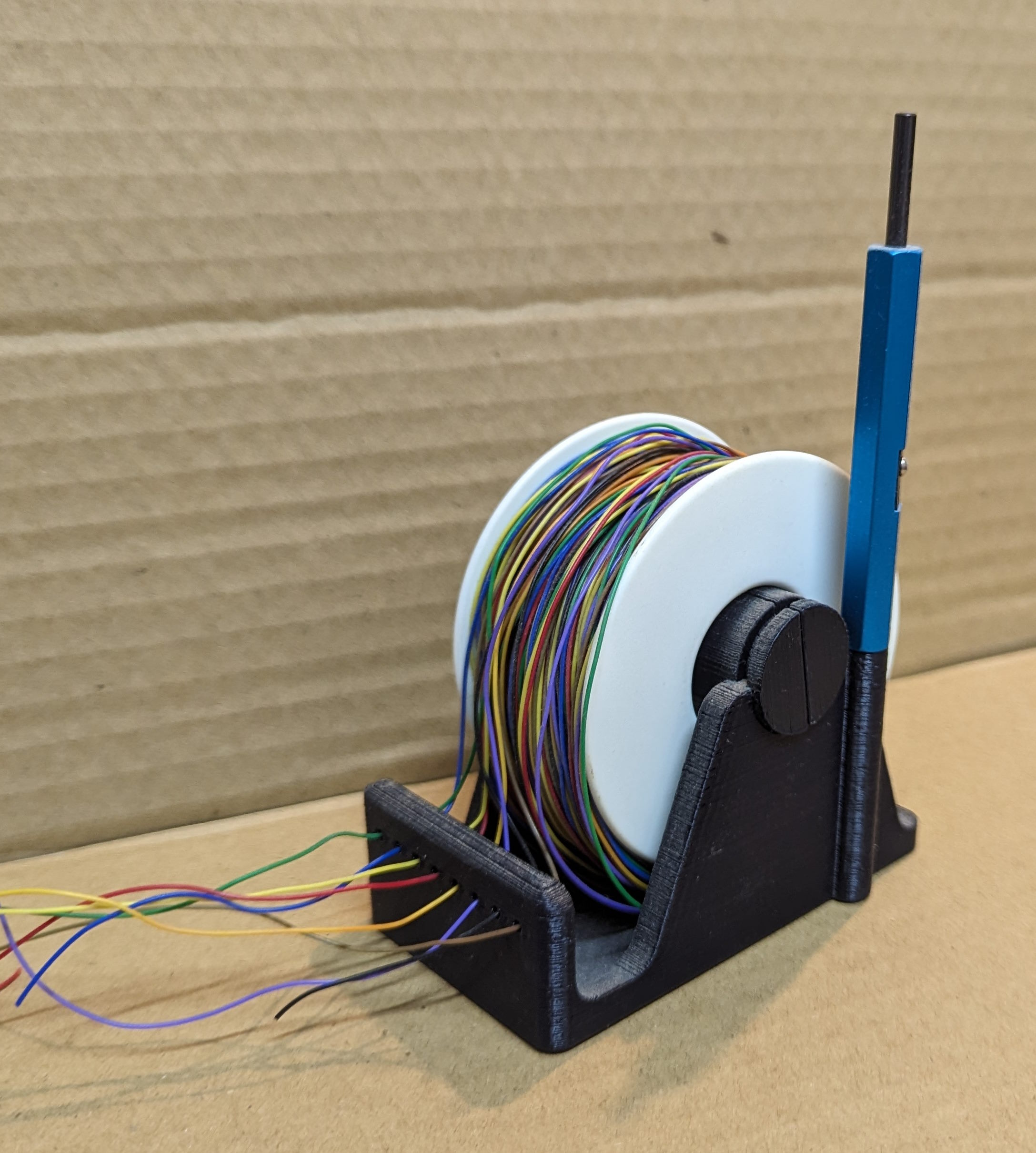 Wrap wire spool holder by Nir Dobovizki | Download free STL model ...