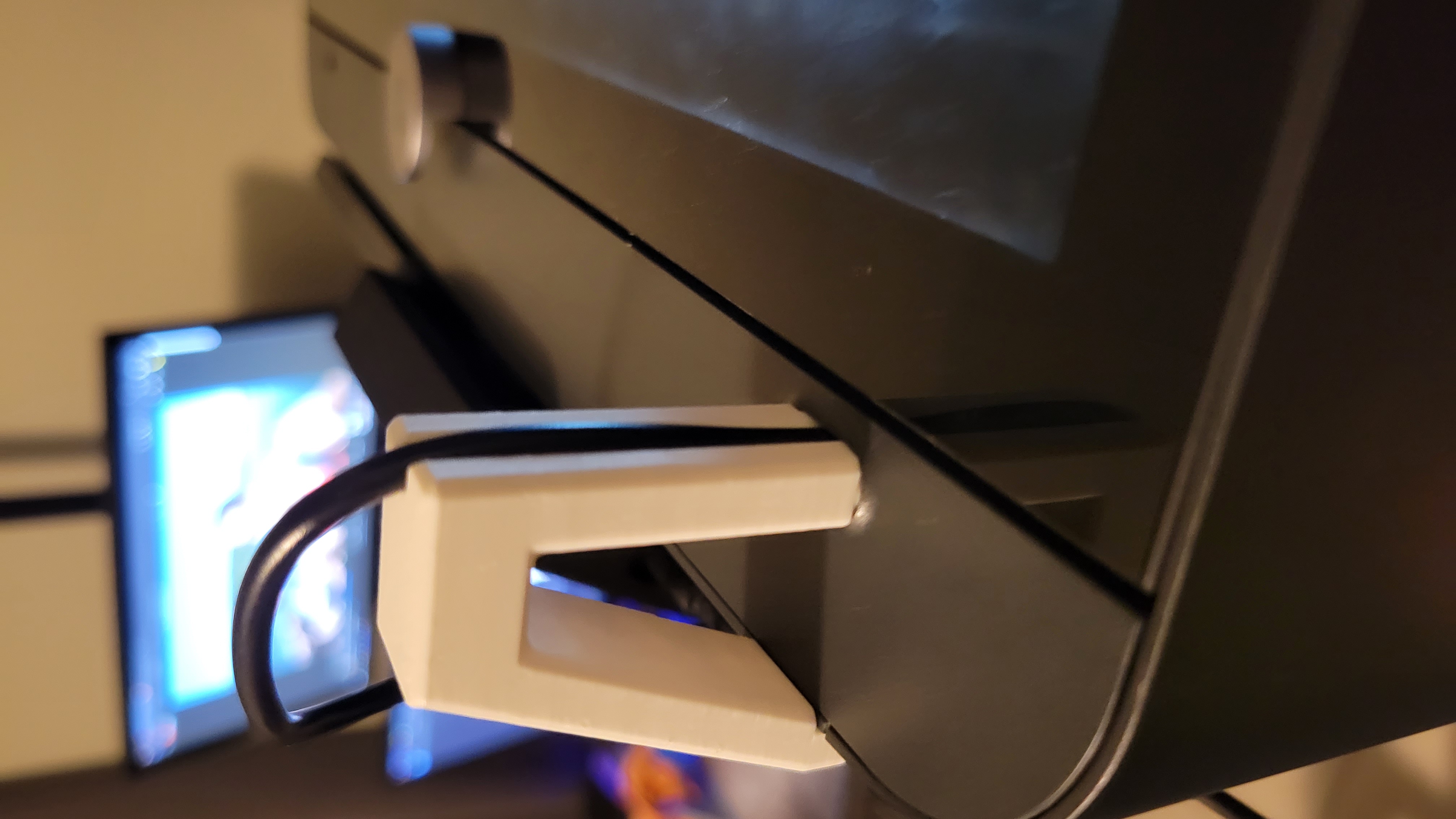 P1 Touch/Phone mount for P1 series Bambu printers by SurgeHawk ...