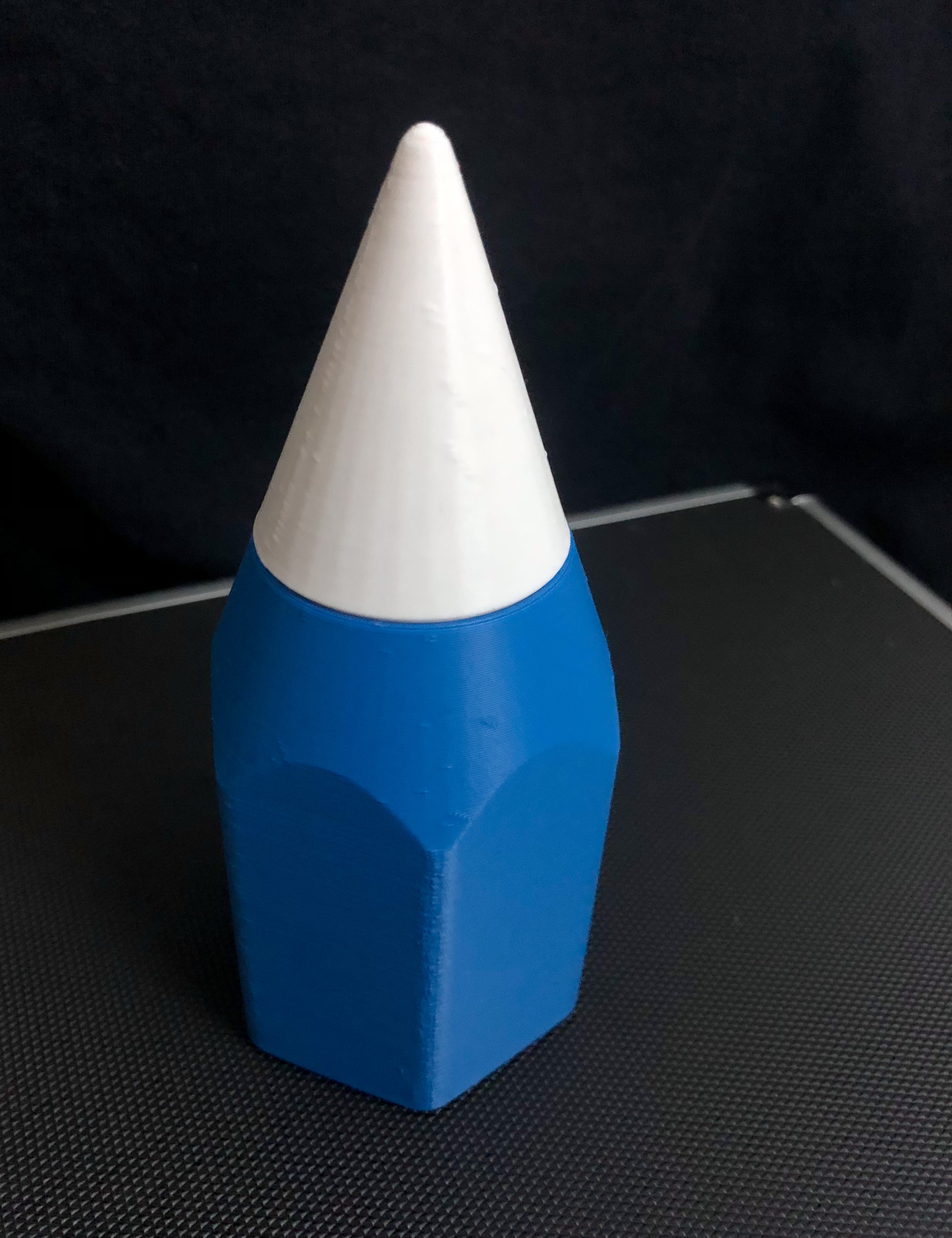 Pencil Cup with lockable Tip by SheepMe! | Download free STL model ...