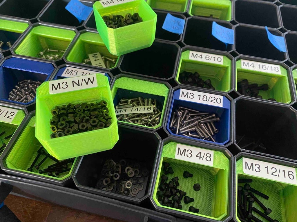 Sortimo 1x1 Bin Dividers and Label by FlyBy Tom | Download free STL ...