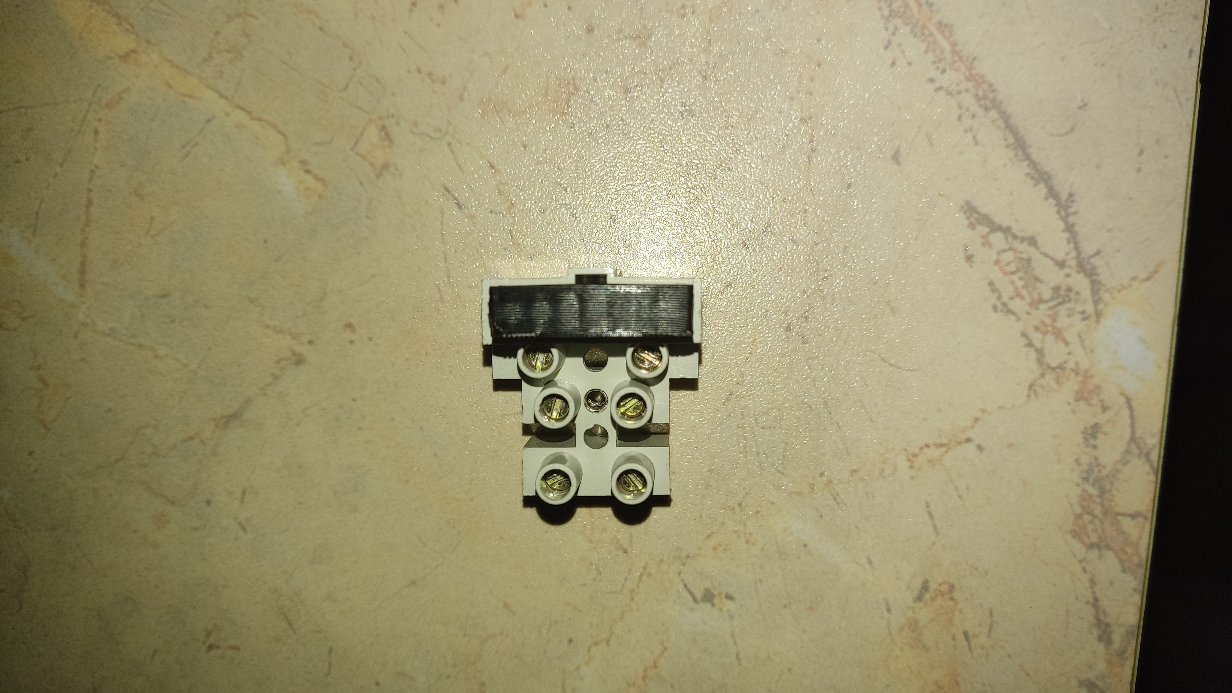 Fuse Holder by Евгений Герус | Download free STL model | Printables.com