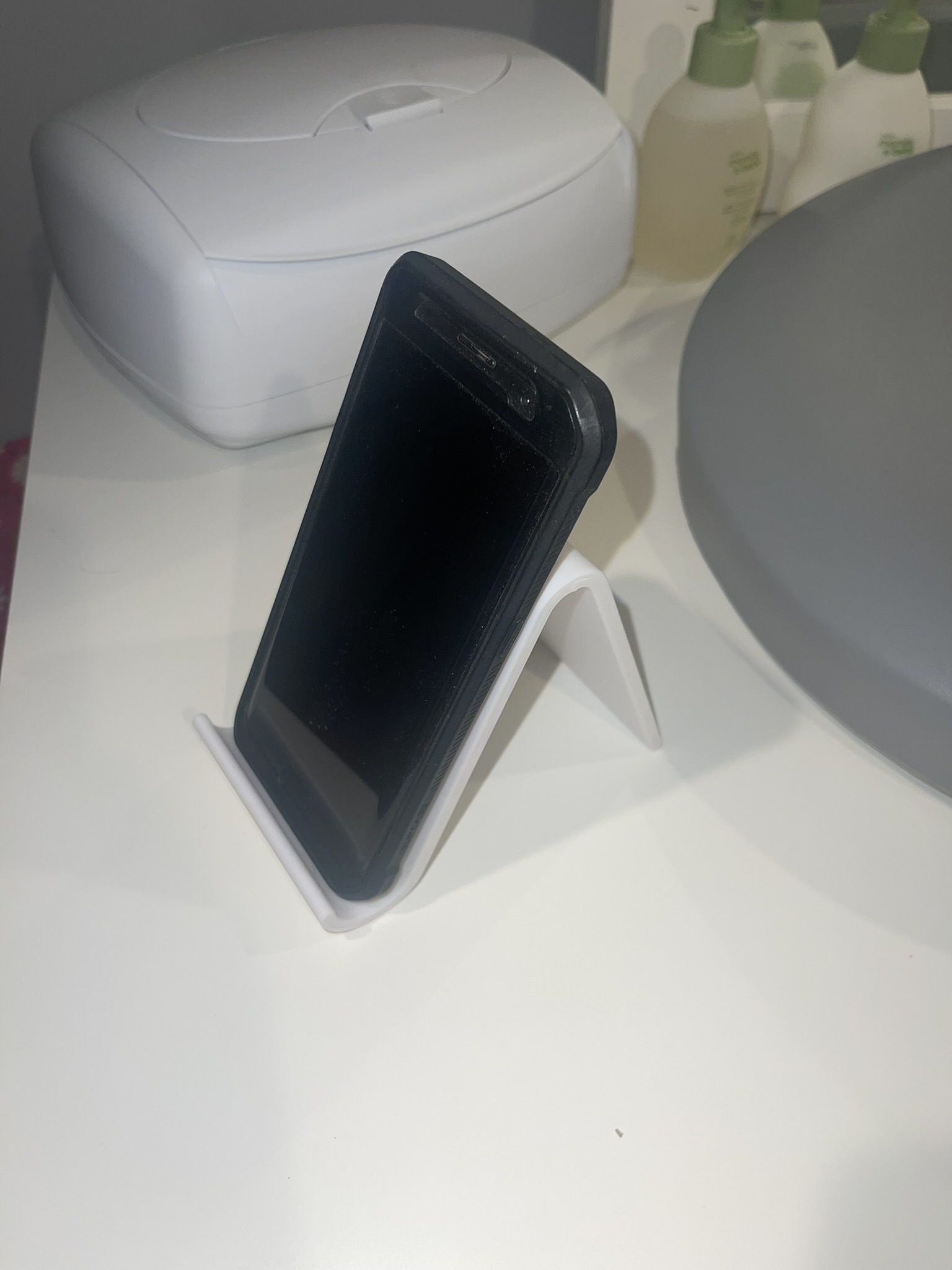 Minimalist Phone Stand by Brian Bairos | Download free STL model ...