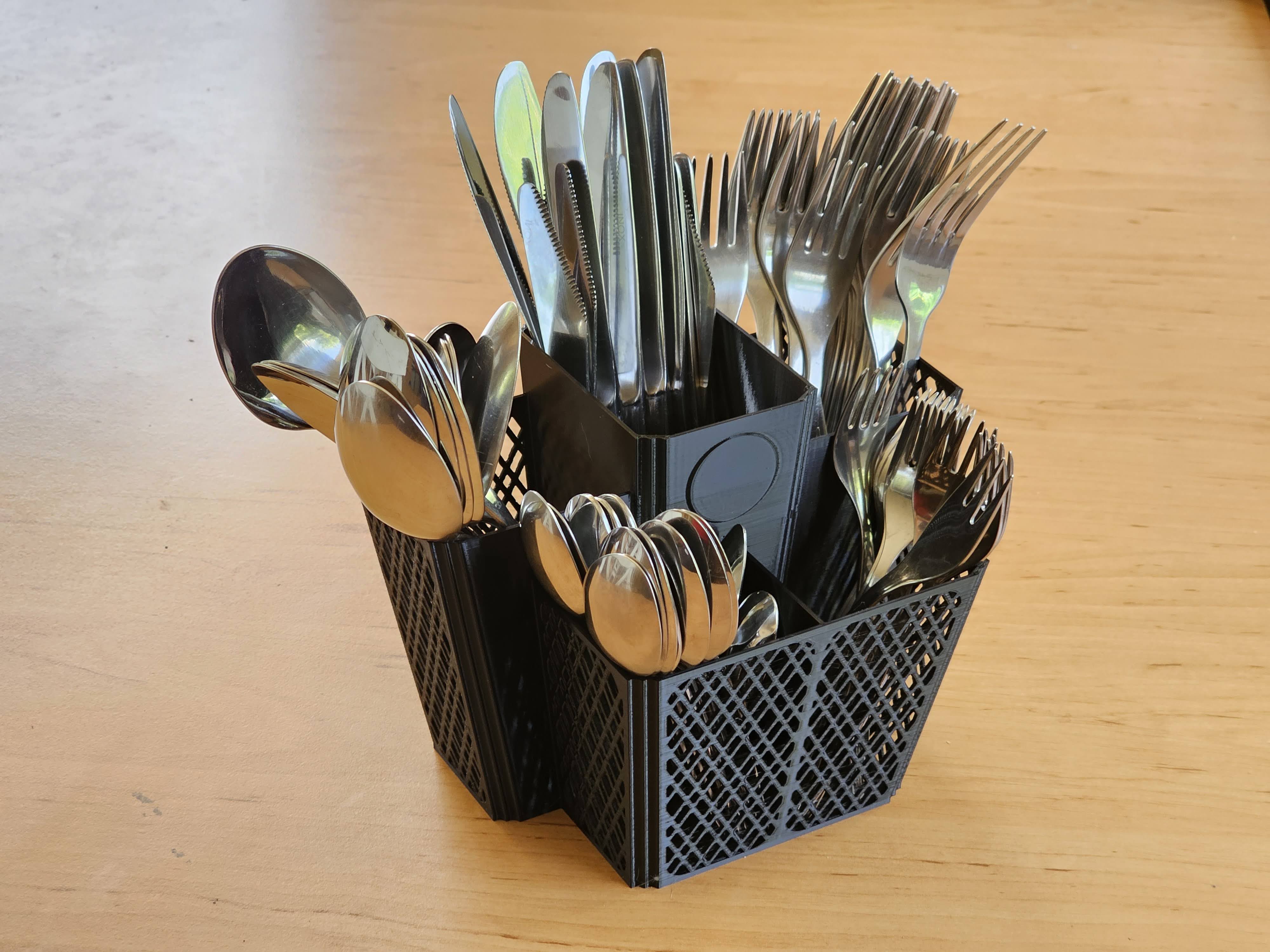 Artdeco Silverware Strainer by Kiril | Download free STL model ...
