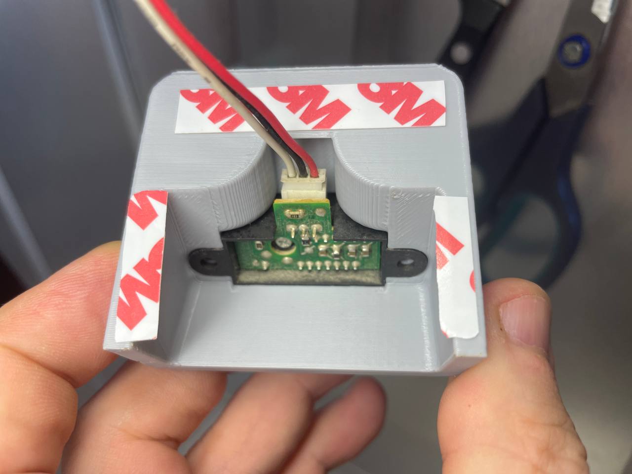 Kitchen light SHARP 2Y0A02 distance sensor mount by Sergey Sorokin ...