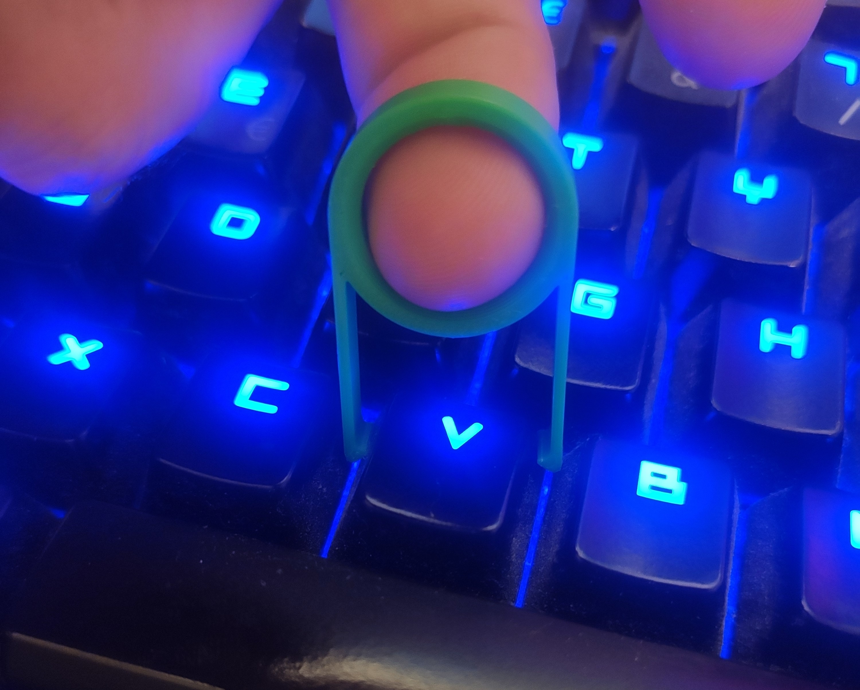 Keycap removal tool by IngviA | Download free STL model | Printables.com