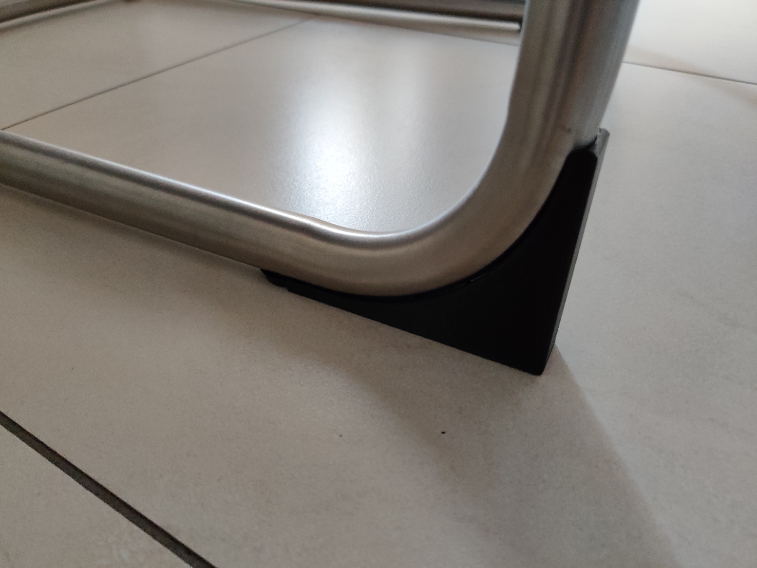 Chair stabilizer by kaimimue | Download free STL model | Printables.com