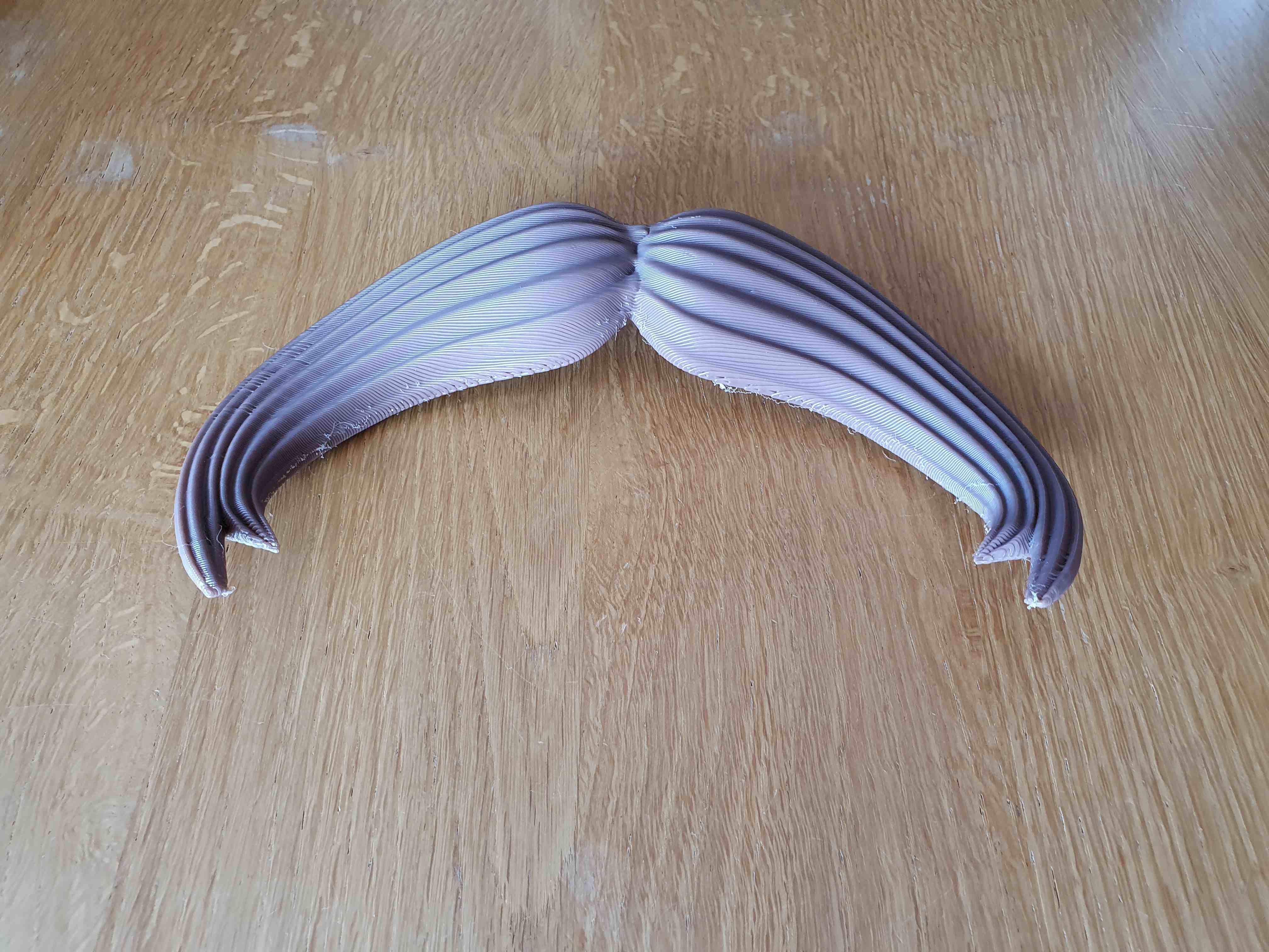 Moustache et sourcils pour le géant de Baulers by bollibe | Download ...
