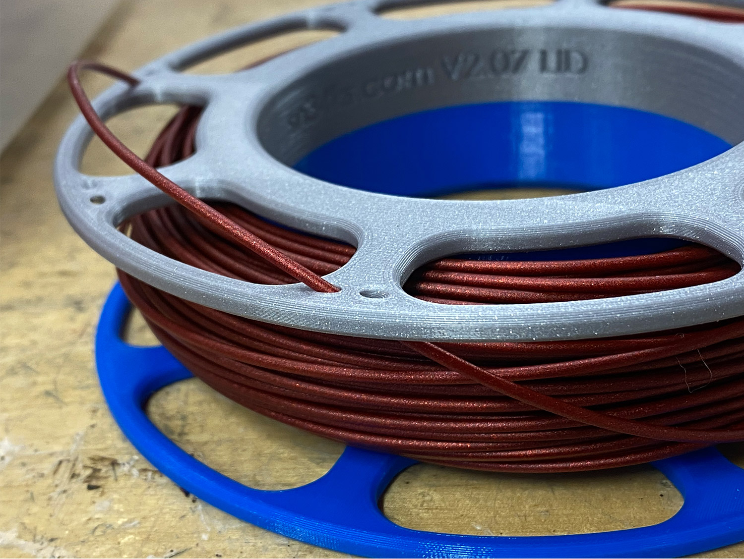 Two Piece Thread Together 100g Filament Spool by Sneaks | Download free ...
